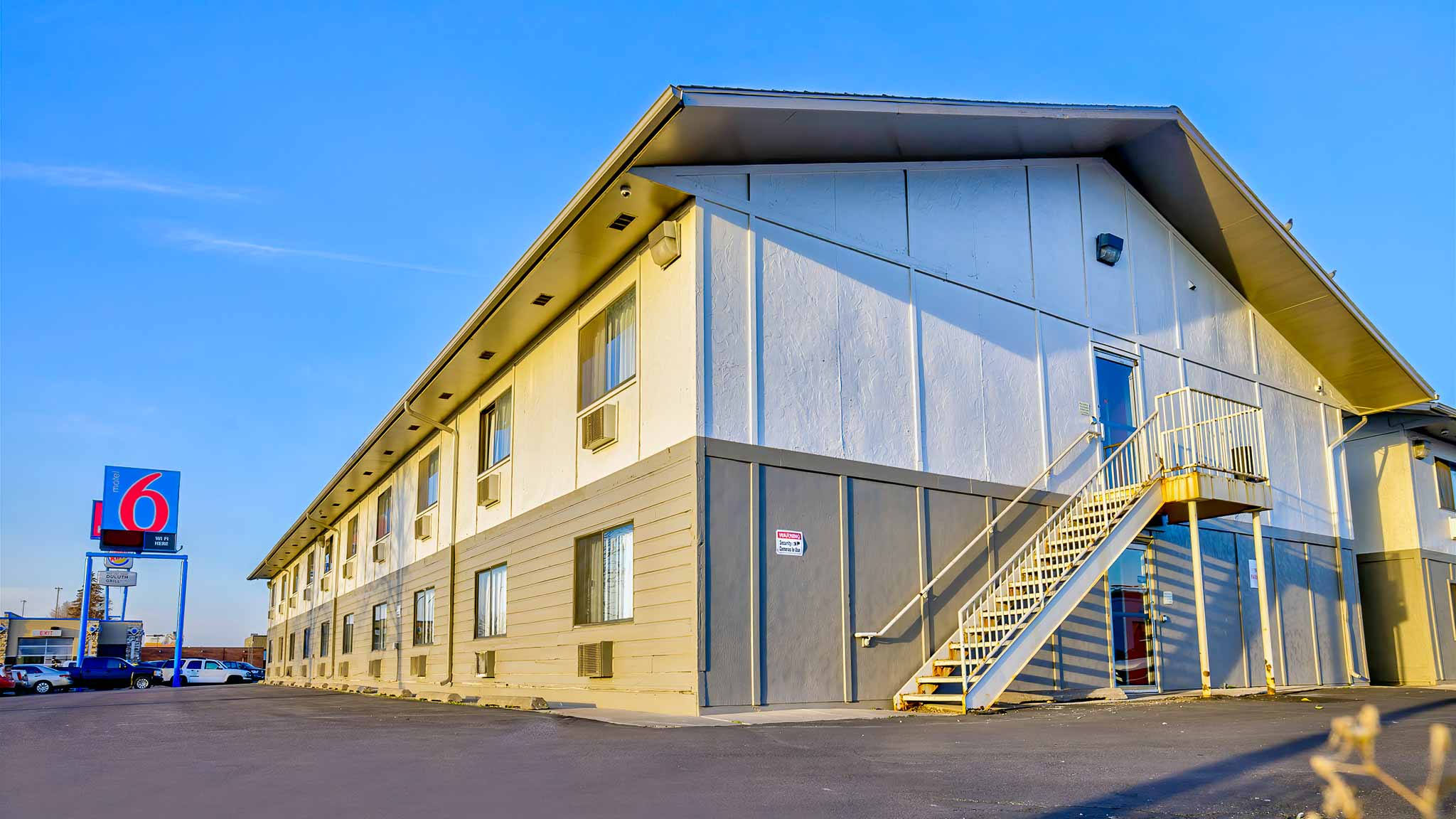 Motel 6 Duluth, MN, Motel 6 Duluth, Book @ $84