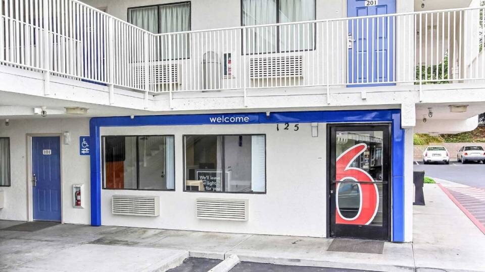 Motel 6 Watsonville, CA - Monterey Area, Motel 6 Watsonville, Book ...