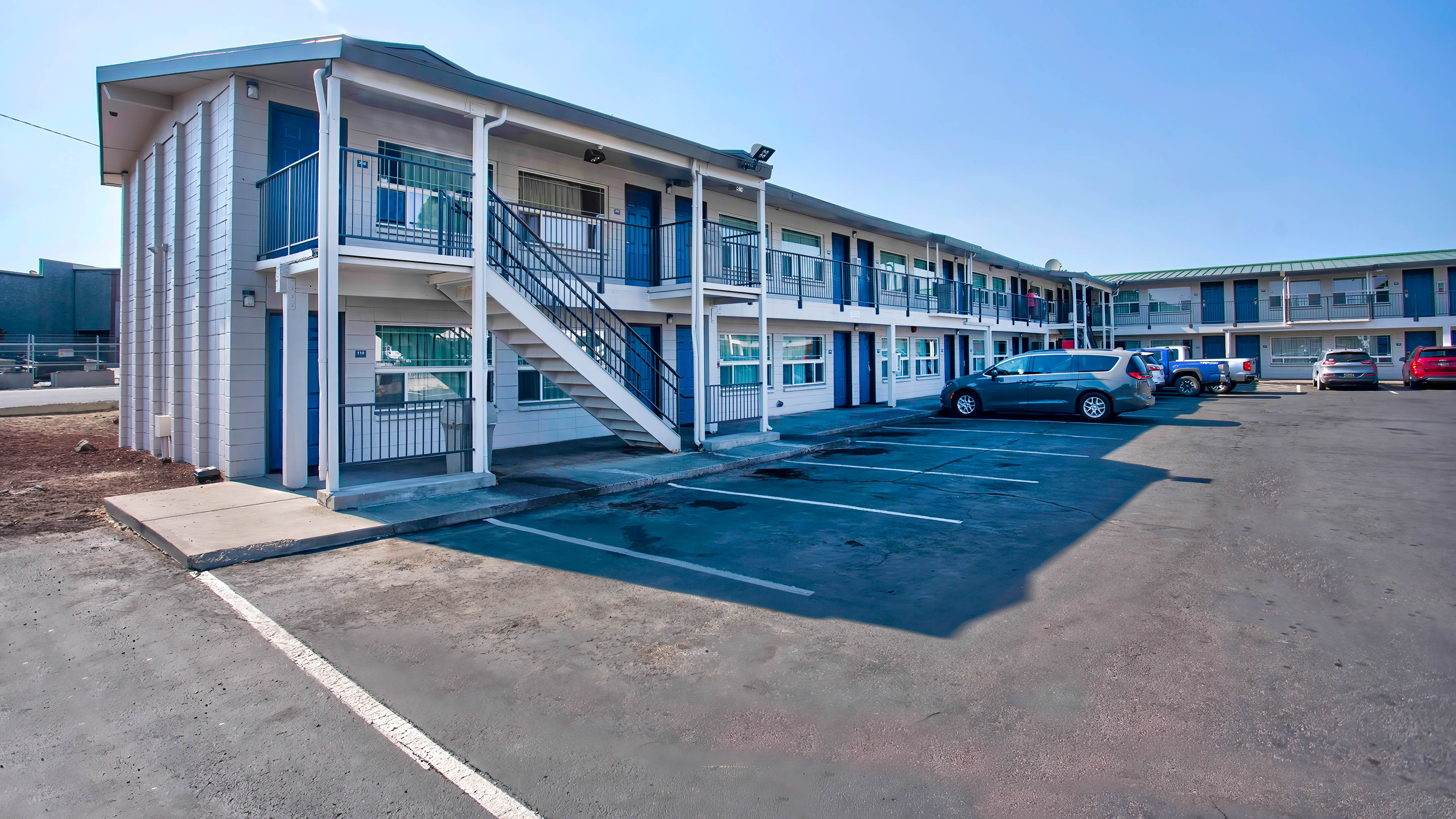 Motel 6 Bend, OR, Motel 6 Bend, Book @ $72
