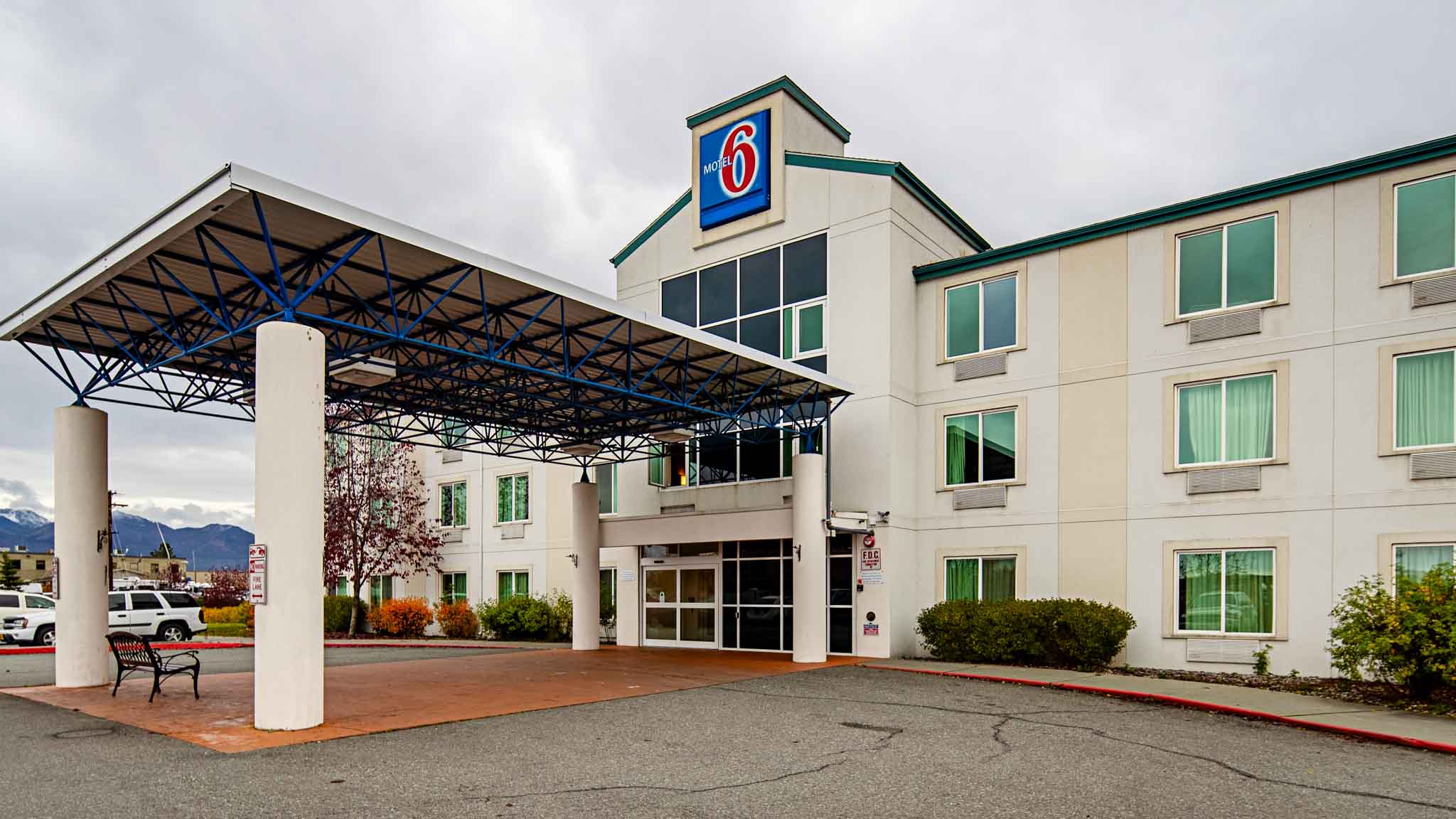 Motel6 Anchorage, AK - Midtown, Motel 6 ANCHORAGE, Book @ $121 - OYO