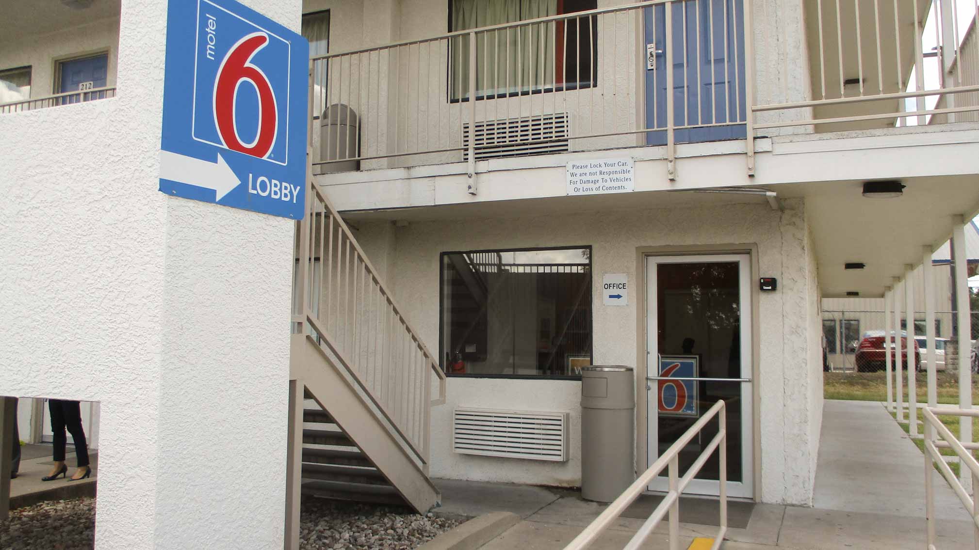Motel6 Austin, TX – North Central, OYO Hotels Austin TX, Book @ $92 - OYO