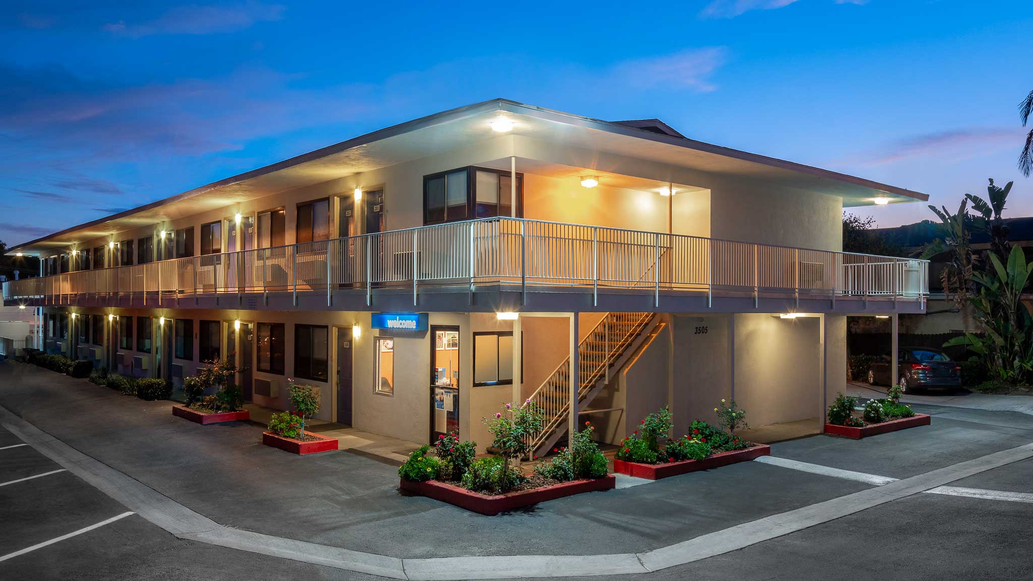 Motel 6 Santa Barbara, CA - State Street, Motel 6 Santa Barbara, Book ...