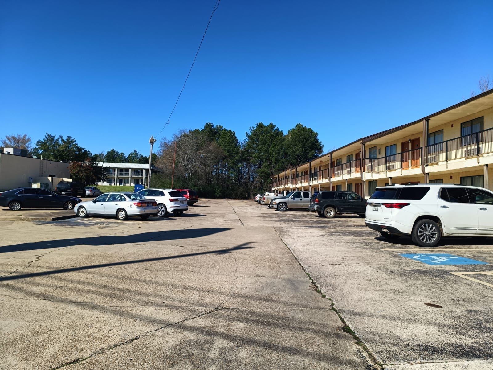 Executive Inn by OYO Kilgore North, OYO Hotels Kilgore, TX , Book @ $41 ...