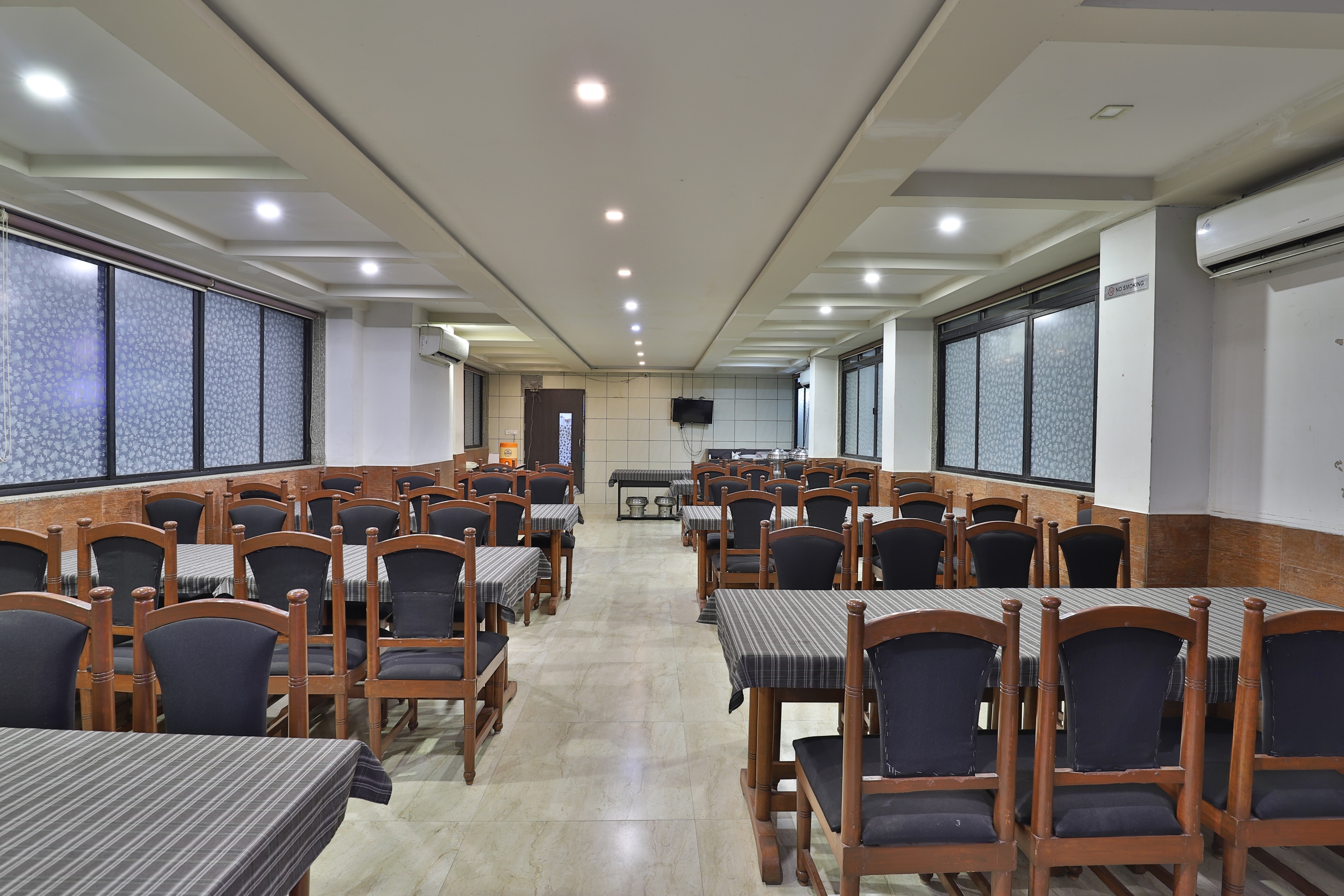 Home Hotels in Ion Digital Zone Idz Bopal, Ahmedabad Starting @ ₹1293 ...