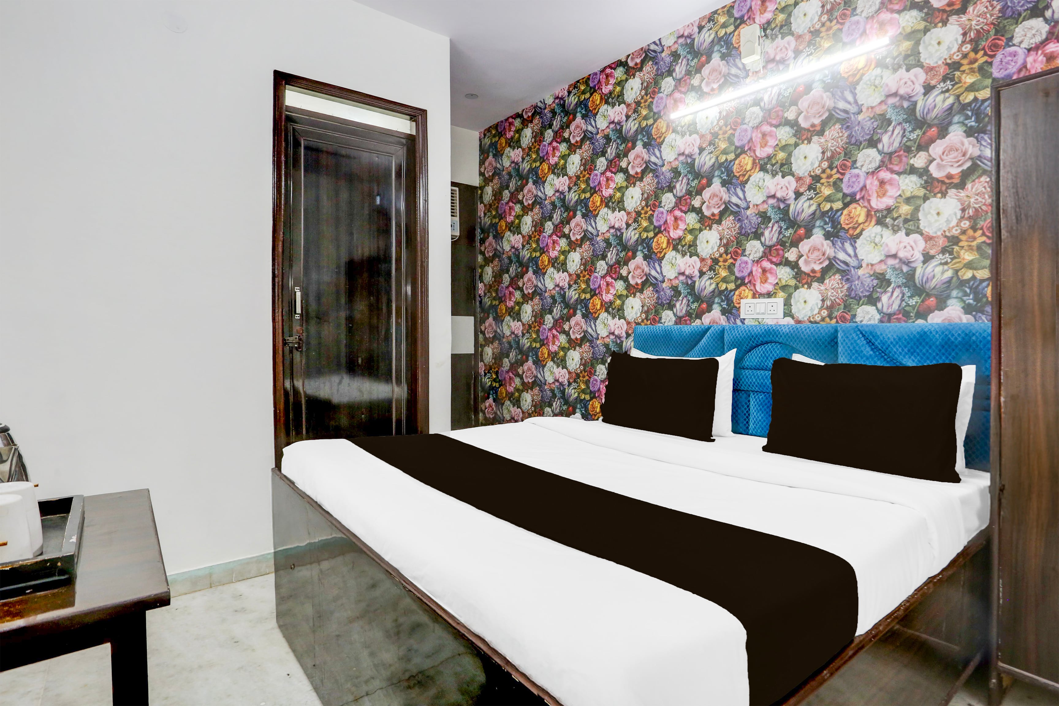 Hotel O Sunshine, Flagship Delhi, Book @ ₹866 - OYO