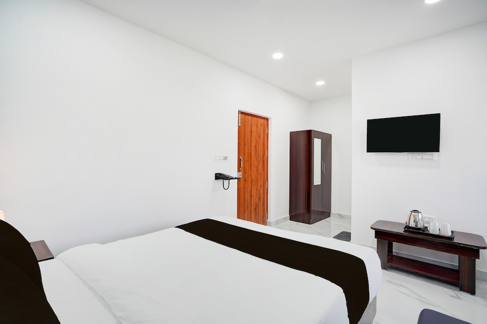 Super Townhouse Jeevan Bima Nagar HAL Road, Townhouse Bangalore, Book ...