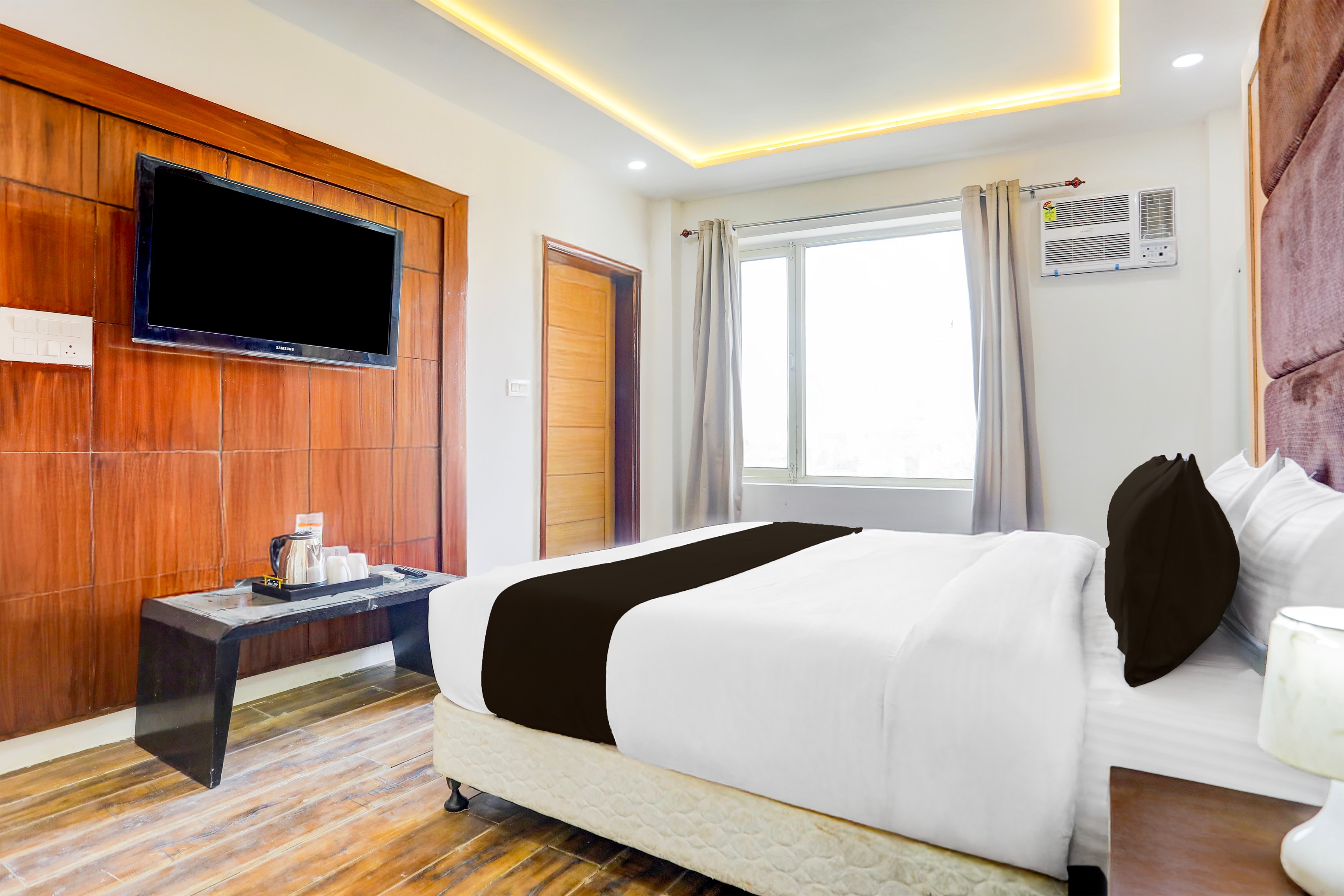 Hotel O Taj Village, Flagship Agra, Book @ ₹1074 - OYO