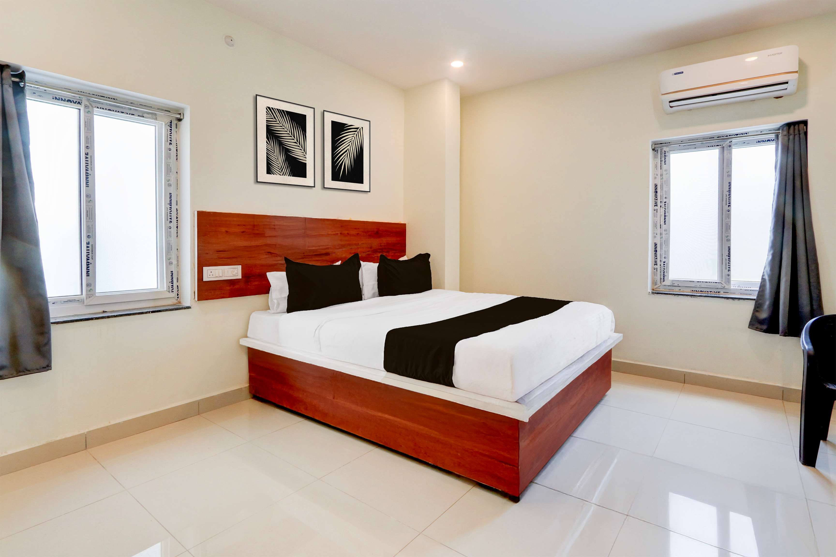 Hotel O RB Classic Inn, Flagship Karimnagar, Book @ ₹976 - OYO