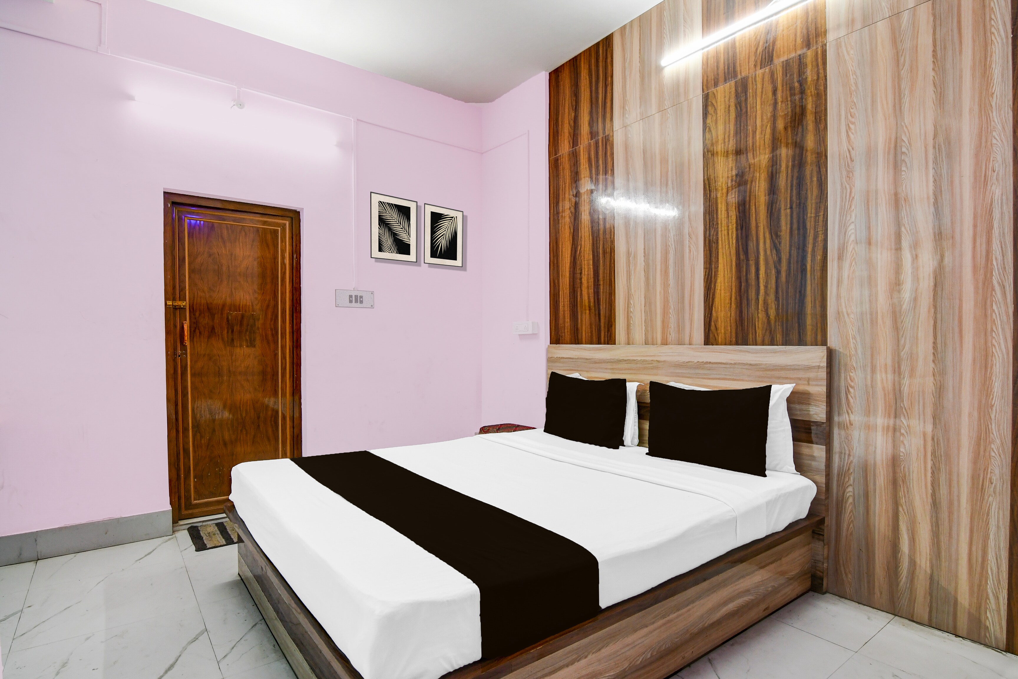 Hotel O APPAYAN, Flagship Kolkata, Book @ ₹776 - OYO