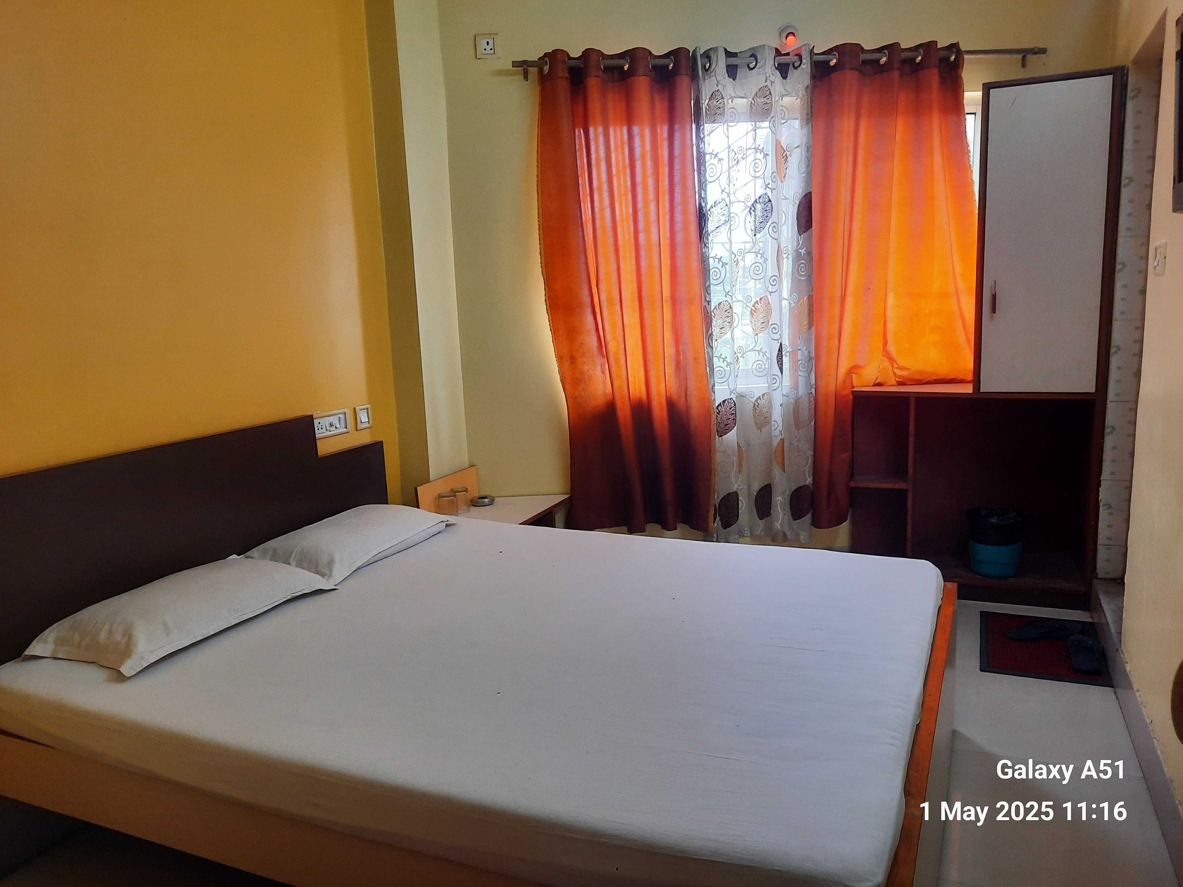 Hotel O Ankita Lodge, Flagship Siliguri, Book @ ₹1423 - OYO