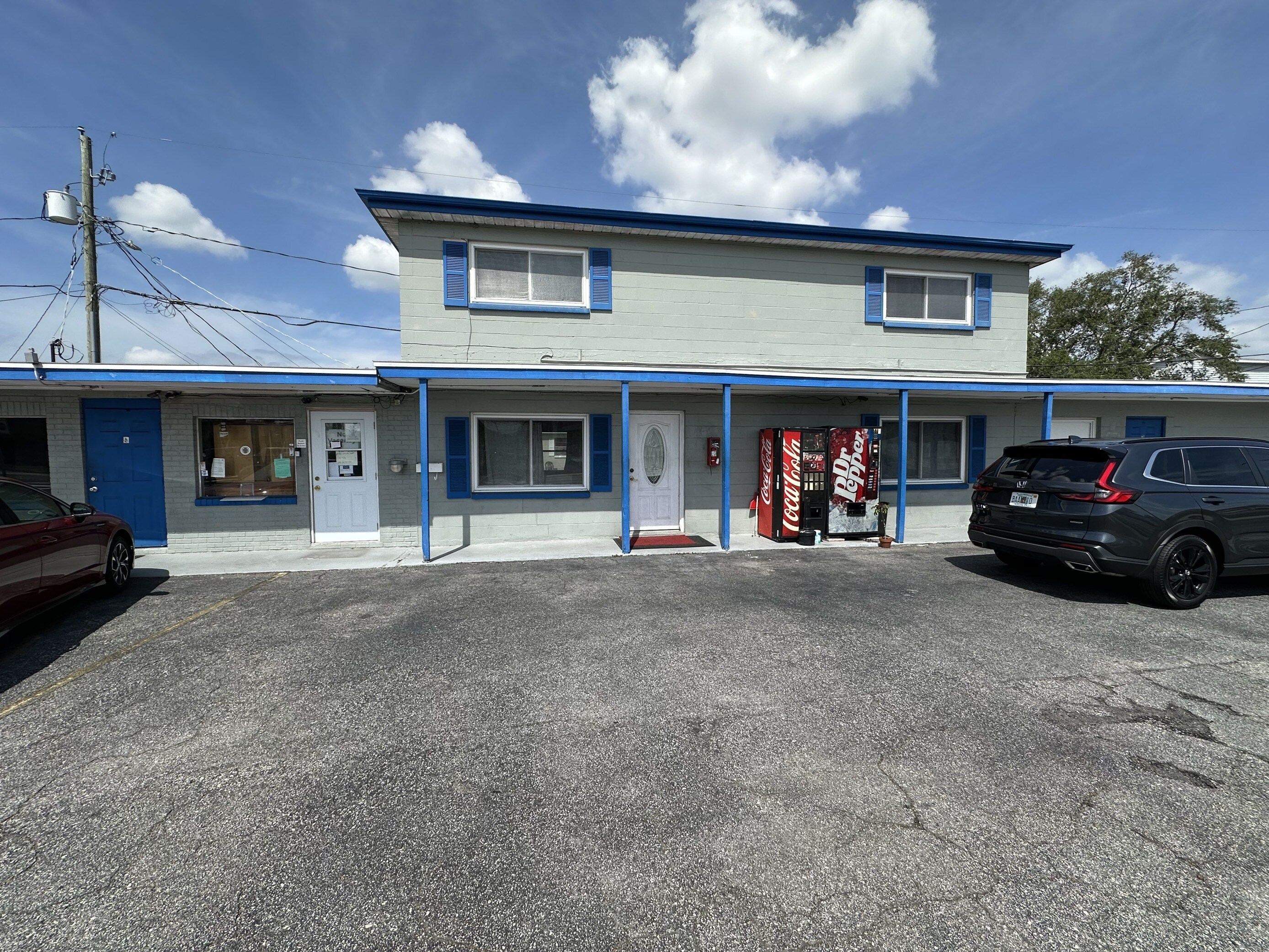 Base Motel By OYO South Tampa, OYO Hotels Tampa, Book @ $27 - OYO