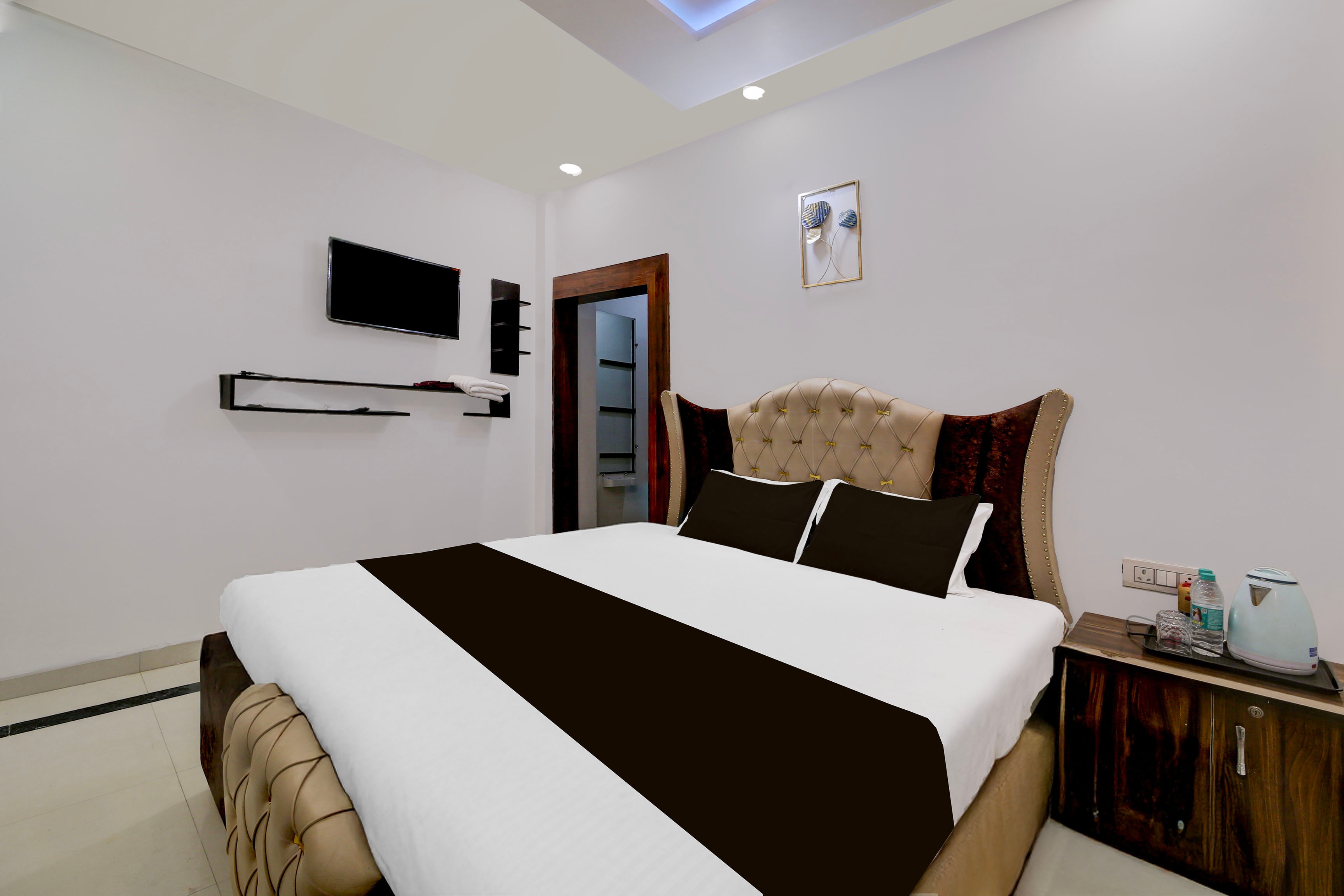 SPOT ON Hare Krisna Home Stay , SPOT ON Bhopal, Book @ ₹762 - OYO