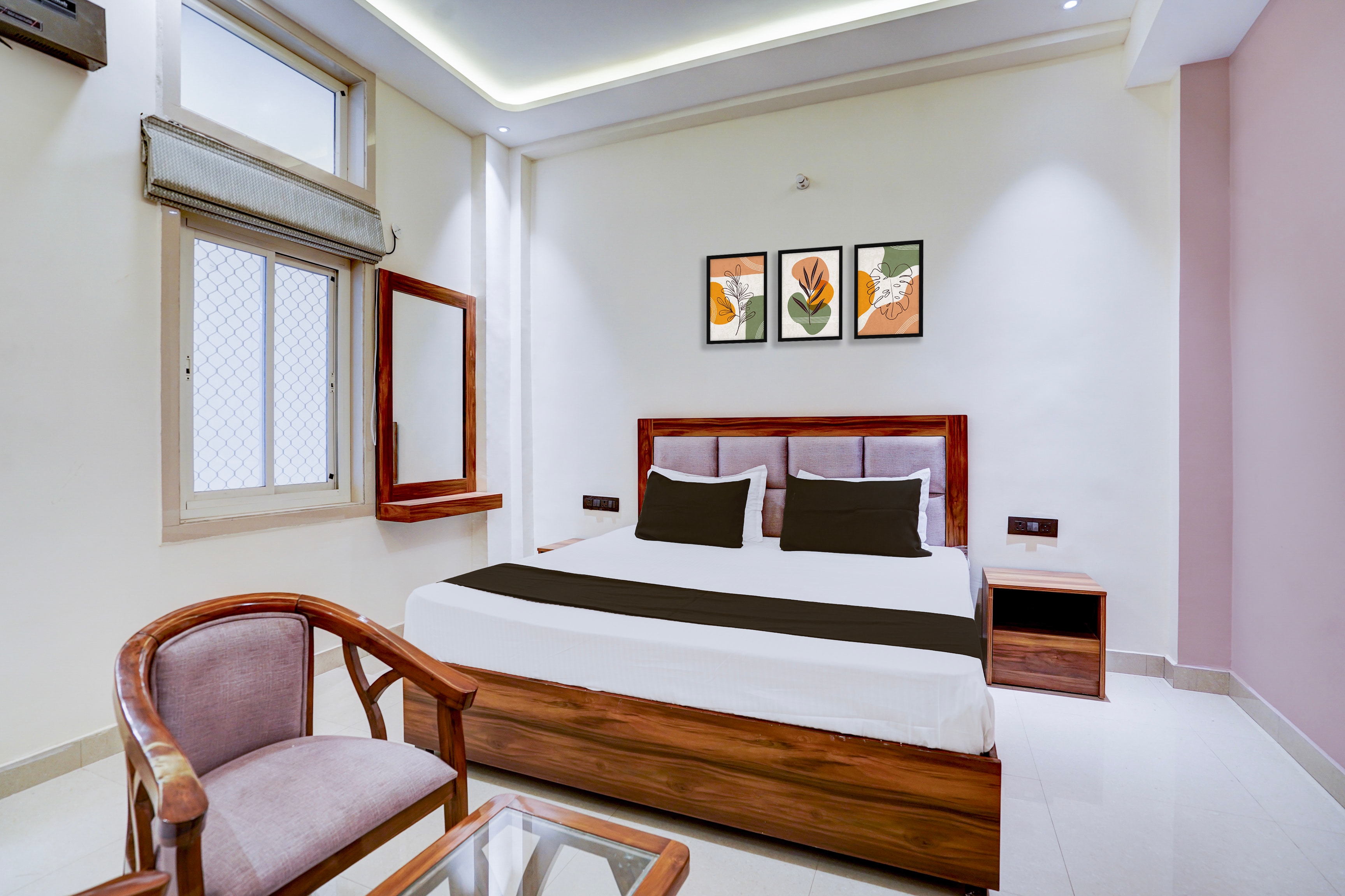 SPOT ON Dhruv Vilas, SPOT ON Kanpur, Book @ ₹900 - OYO