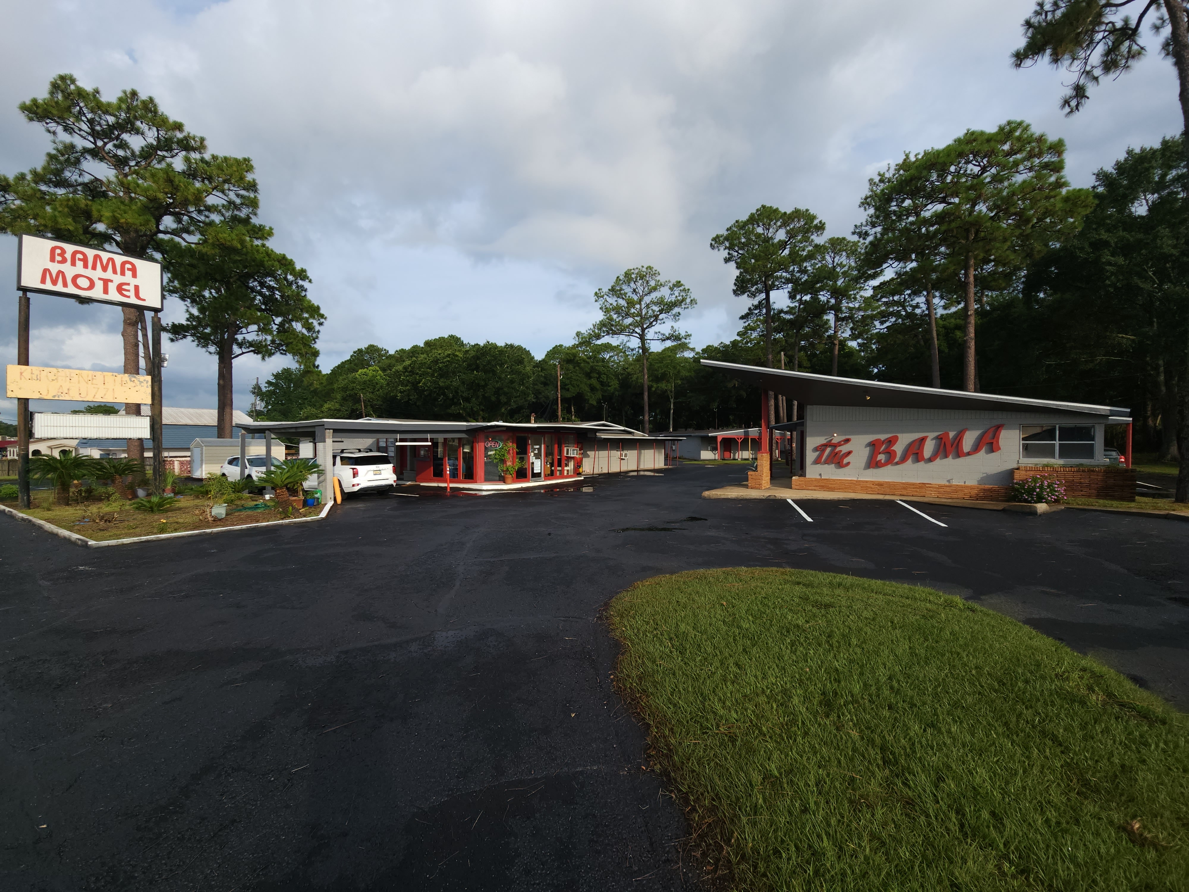 Hotels in Windcrest, Mobile AL Starting @ $43 - Upto 54% OFF on 7 ...