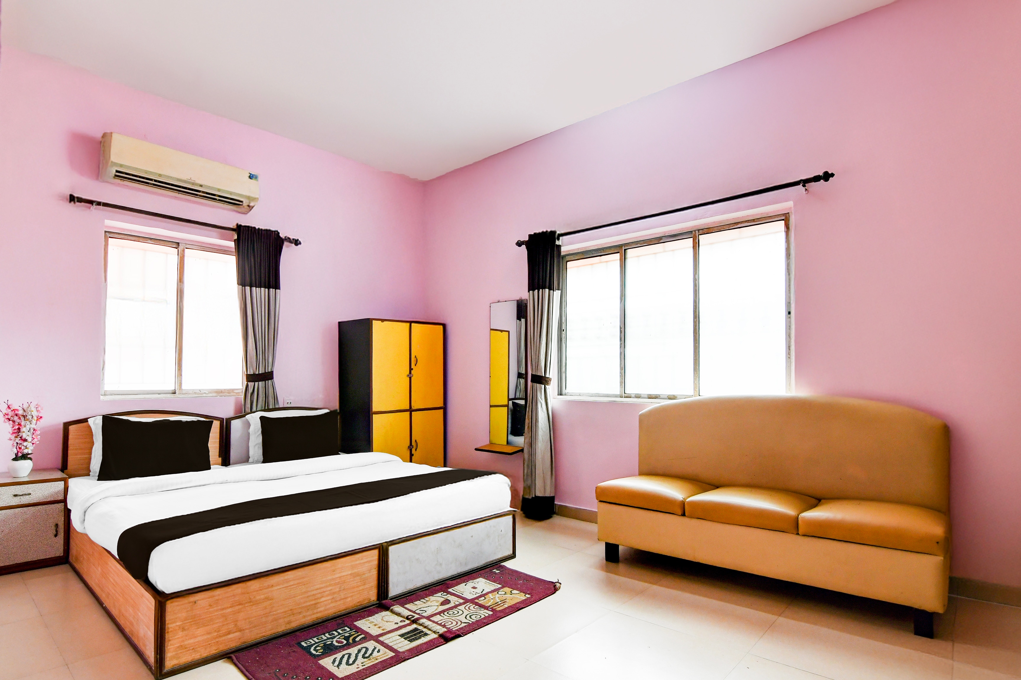 Hotel O VIP INN GUEST HOUSE , Flagship Kolkata, Book @ ₹1180 - OYO