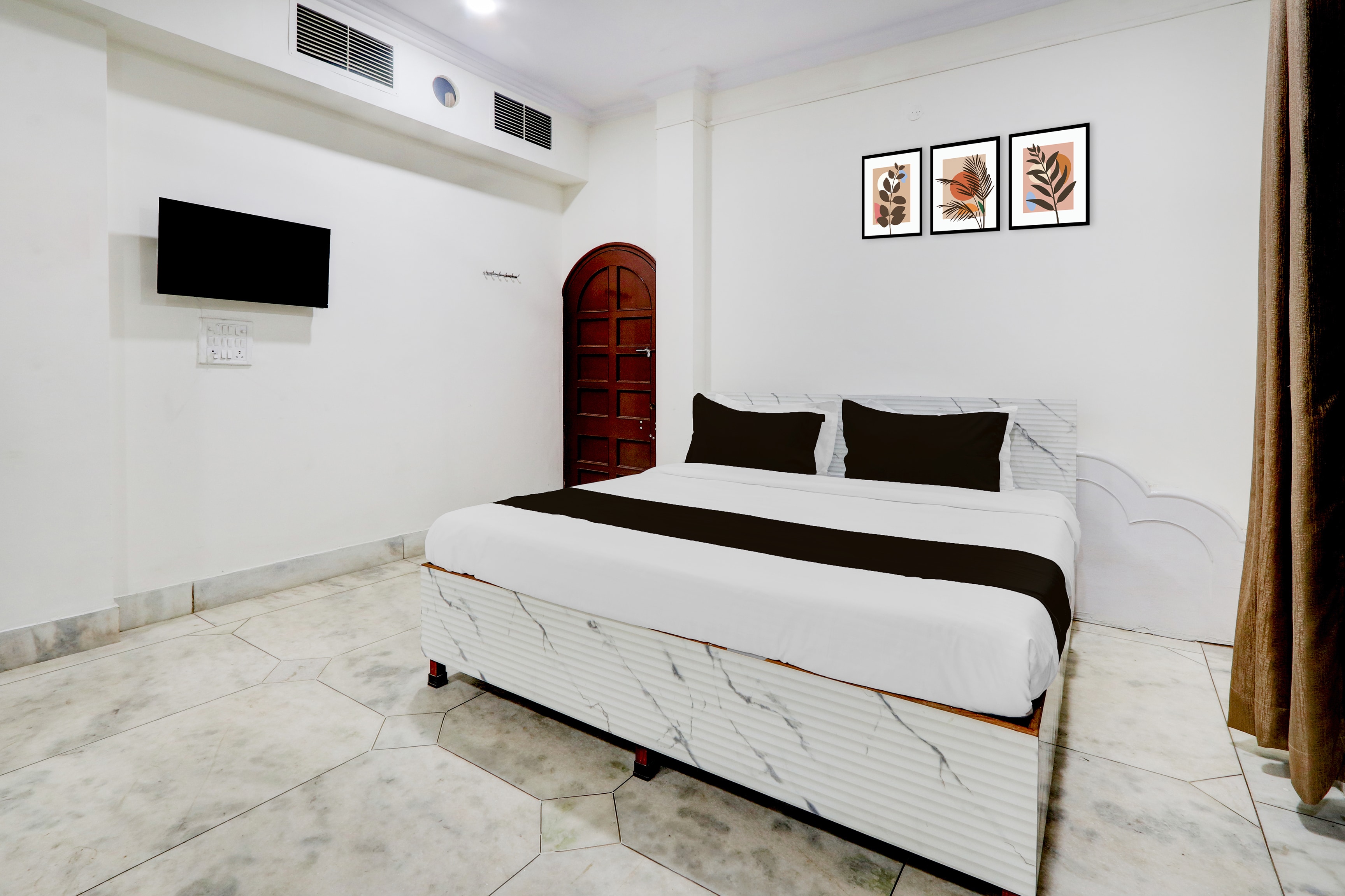 Hotel O Passport Office Nagpur Formerly Apex Stay Inn, Flagship Nagpur, Book @ ₹1043 - OYO