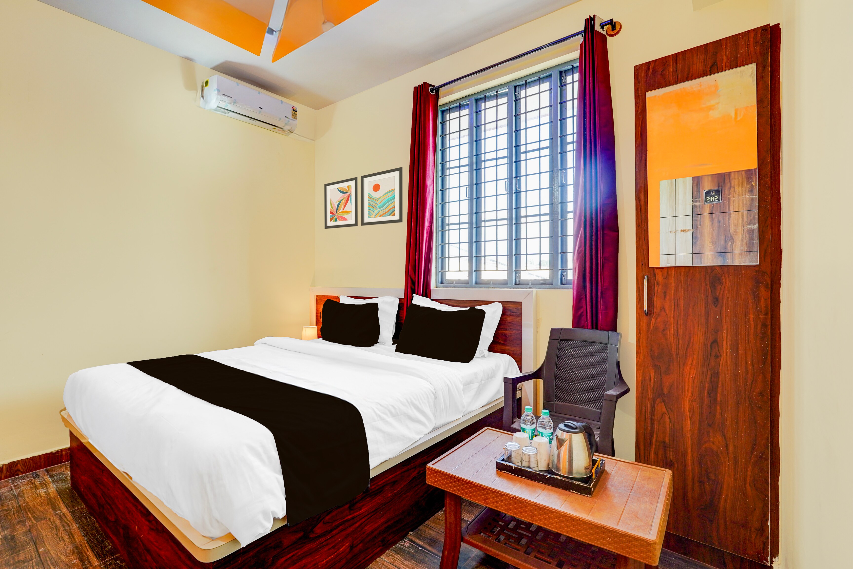 HOTEL O UTSAV STAY, Flagship Bangalore, Book @ ₹680 - OYO