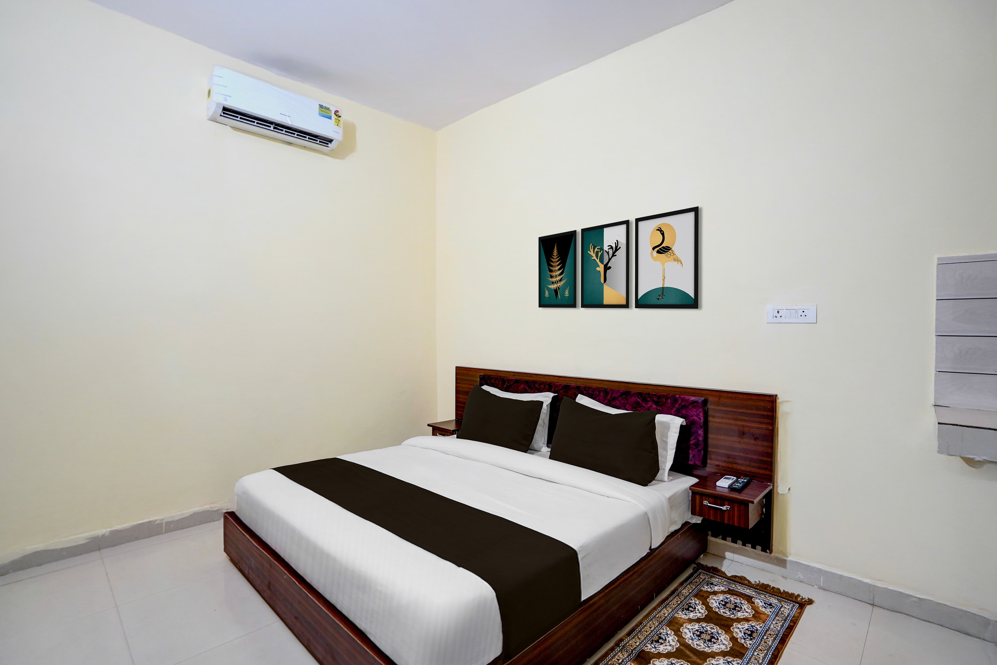 Hotel O Deepak Hotel IMT Manesar Road, Flagship Manesar, Book @ ₹1234 - OYO