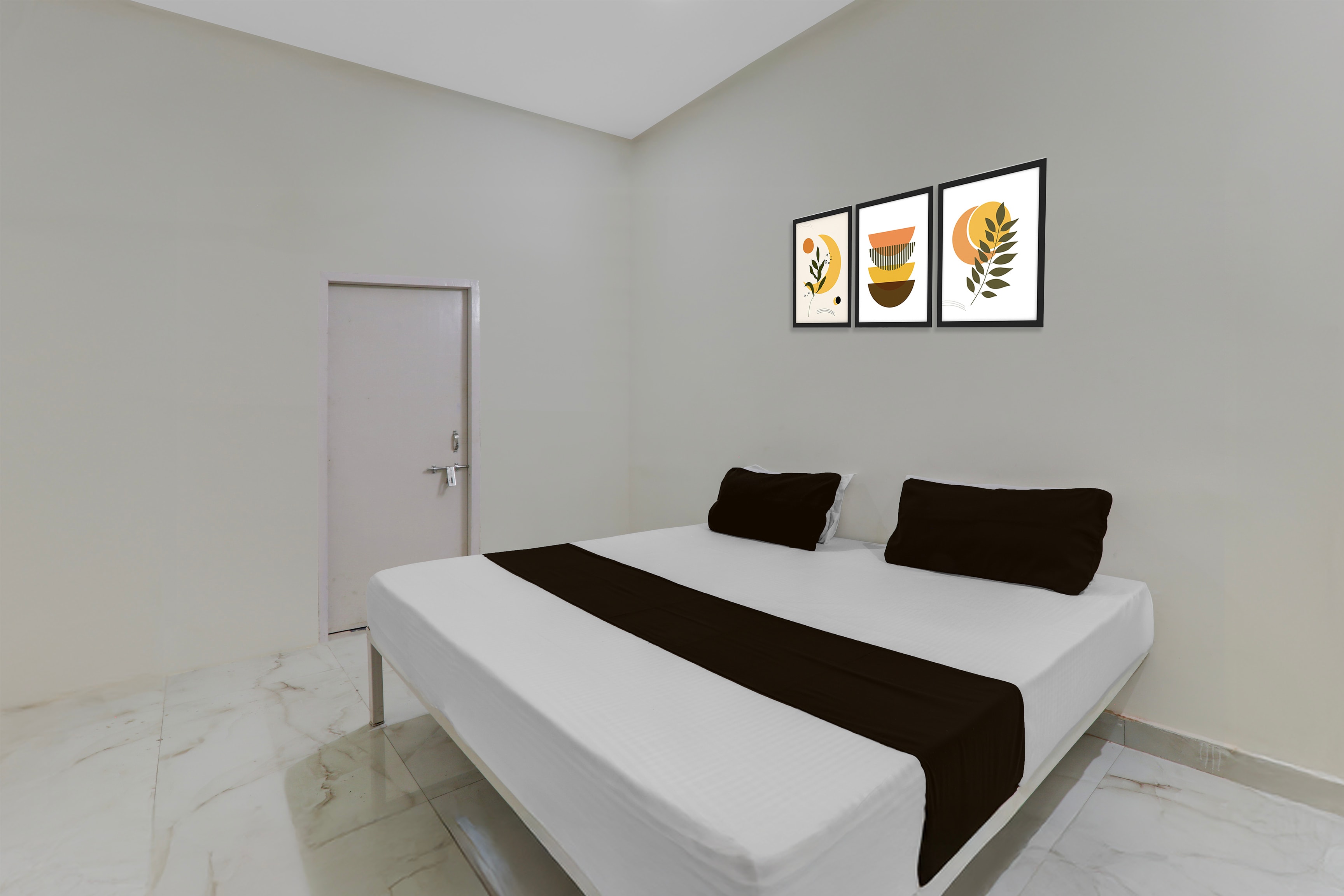 SPOT ON New Pandey Ji Gest House, SPOT ON Gorakhpur, Book @ ₹1326 - OYO