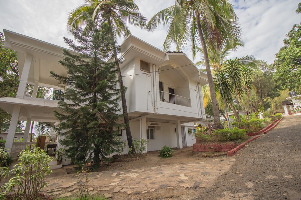 OYO Home 13106 Beach house 2BHK, Home Goa, Book @ ₹1095 - OYO