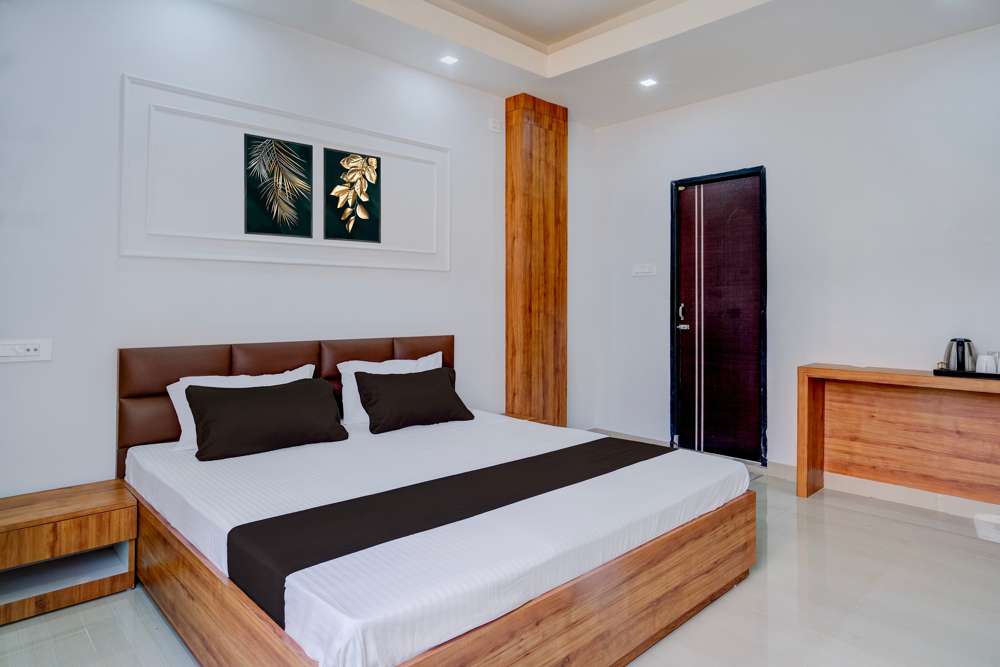 Hotel O by OYO Happy Home Resort, Flagship Guwahati, Book @ ₹2442 - OYO