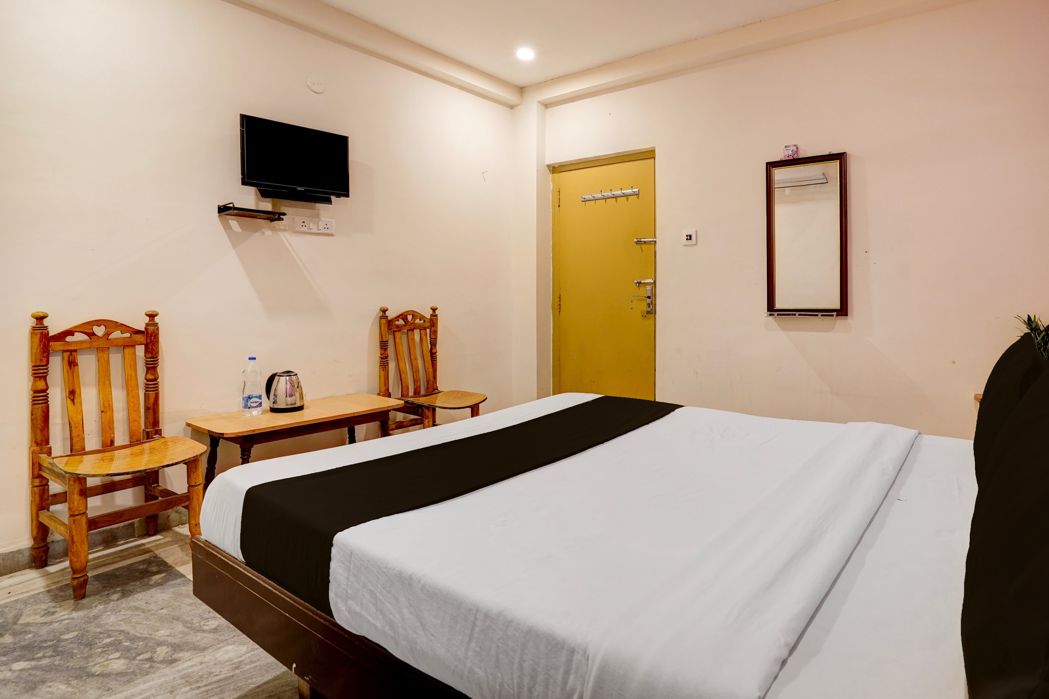 Hotel O Vishnu Padham Homestay , Flagship Tirupati, Book @ ₹1253 - OYO