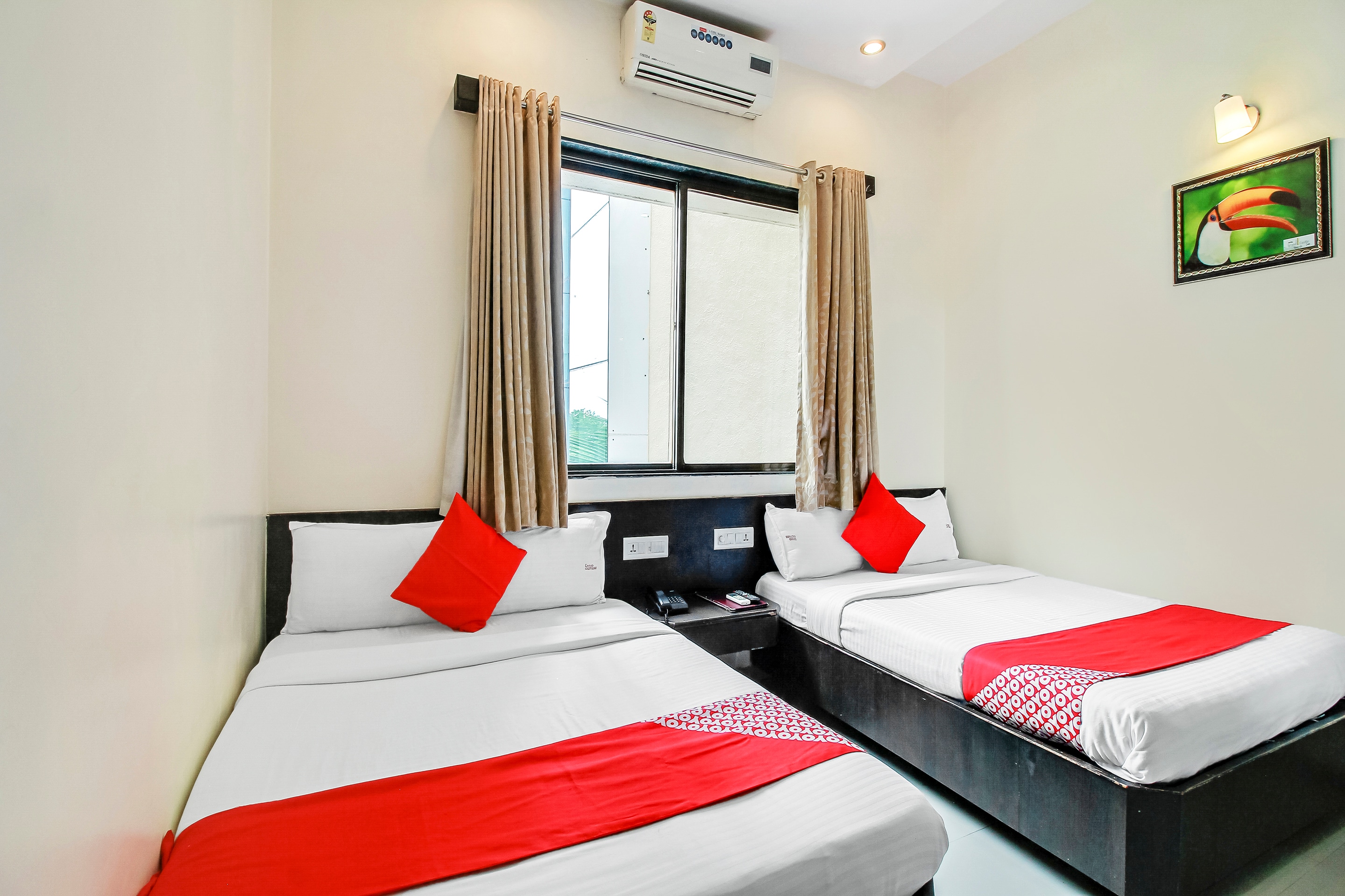 OYO Classic Rooms, Premium Shirdi, Book @ ₹482 - OYO