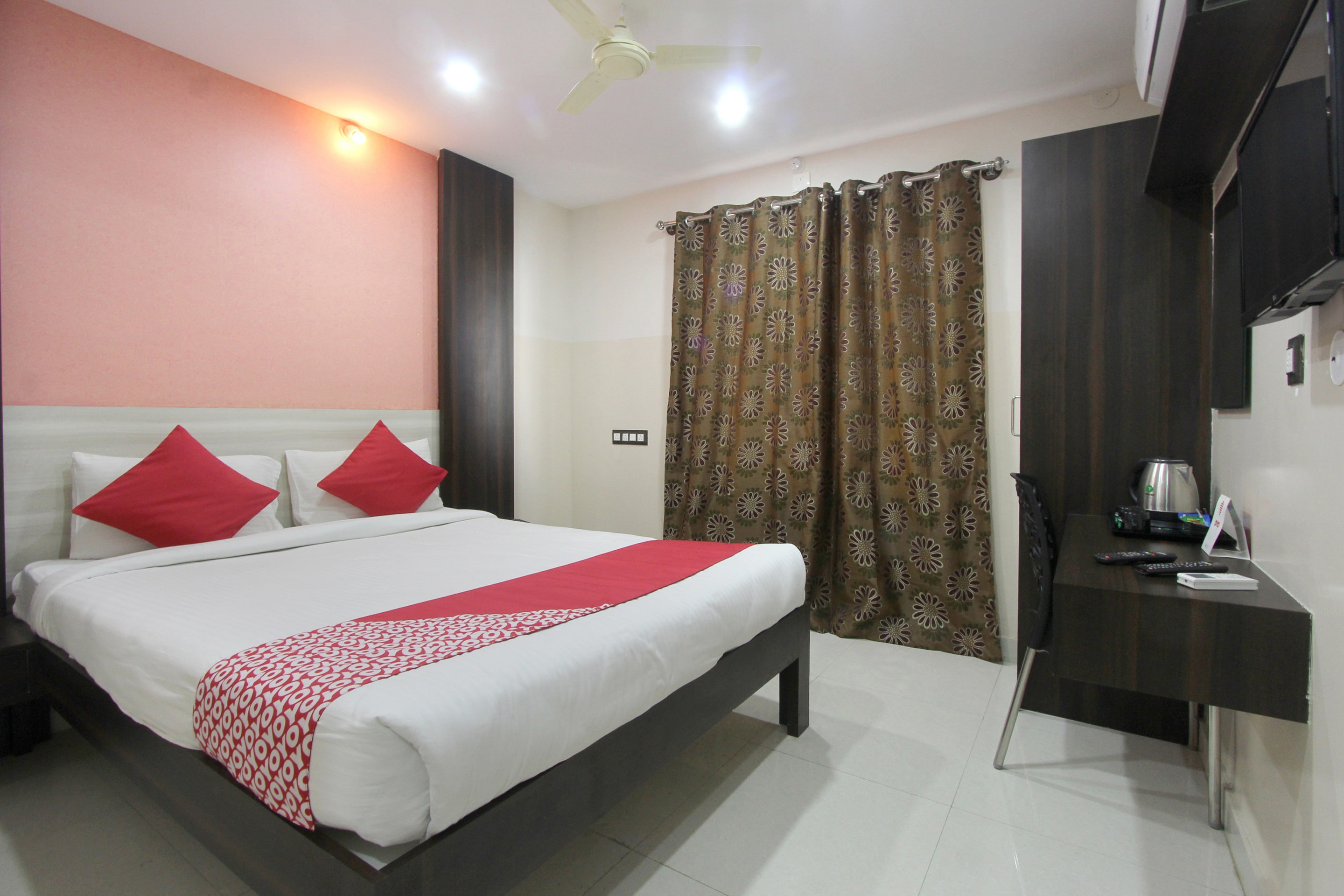 OYO Habitat Hotel & Suites Near Hare Krishna Hill, OYO Rooms Bangalore ...