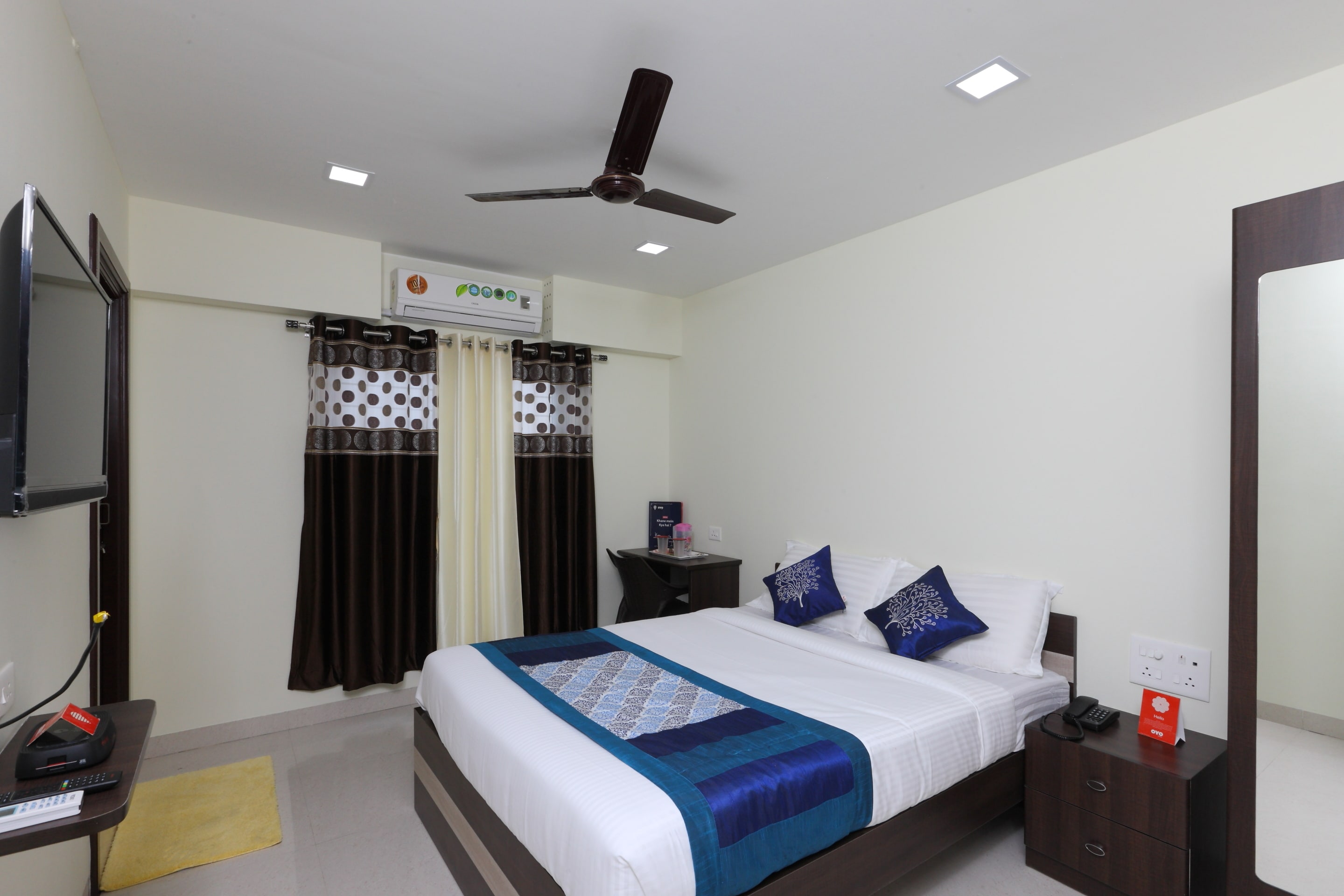 Super OYO Flagship Perfect Stay Near Meenambakkam Metro Station ...