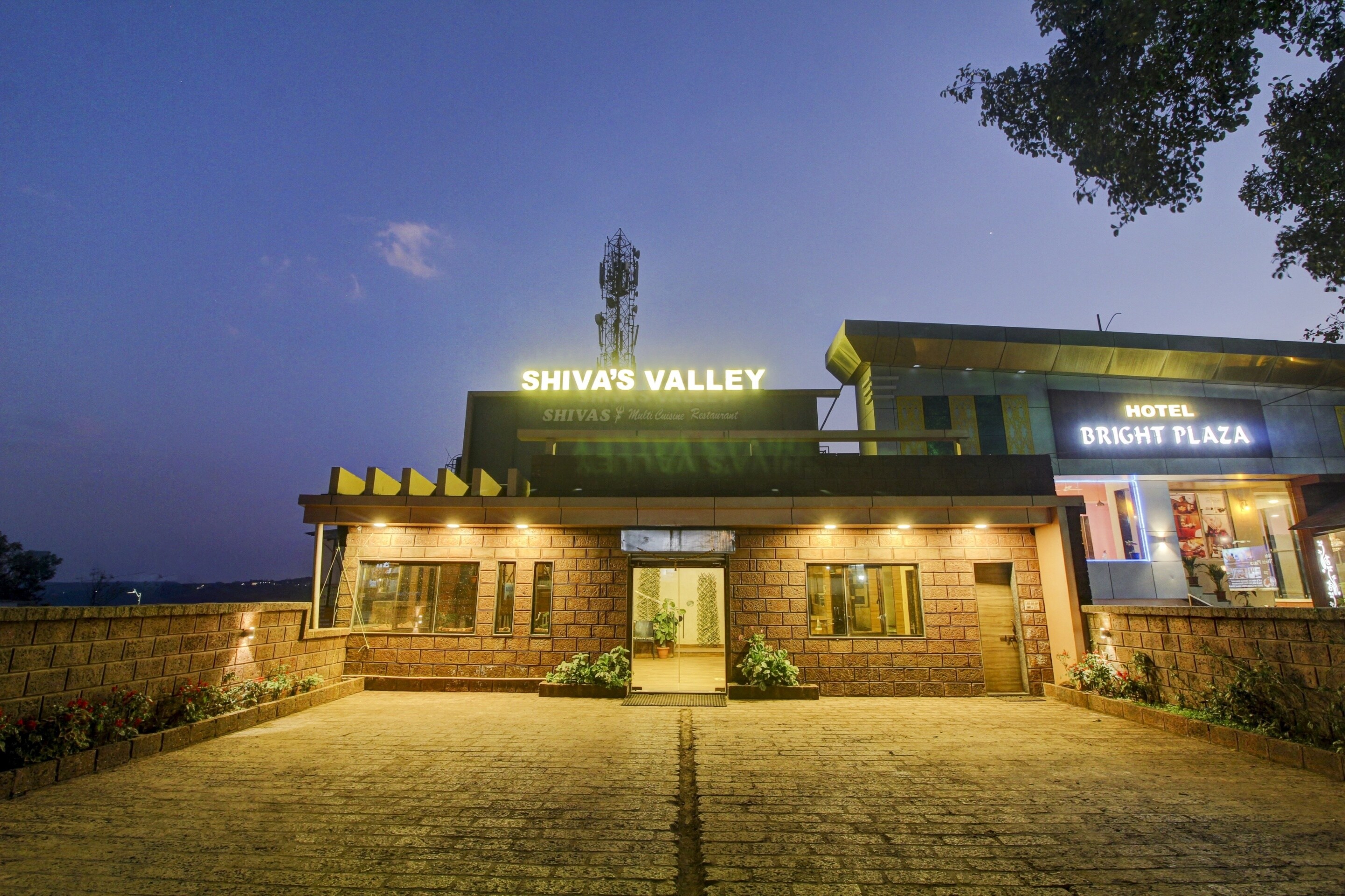 Townhouse Hotels in Sri Krishna Devi Temple, Mahabaleshwar Starting ...