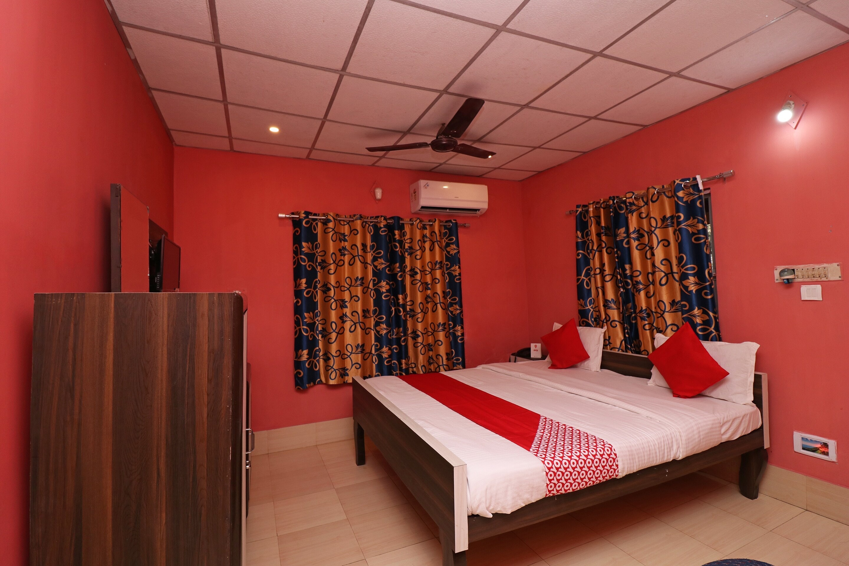 OYO Samrat Holiday Inn, OYO Rooms Mandarmoni, Book @ ₹494 - OYO
