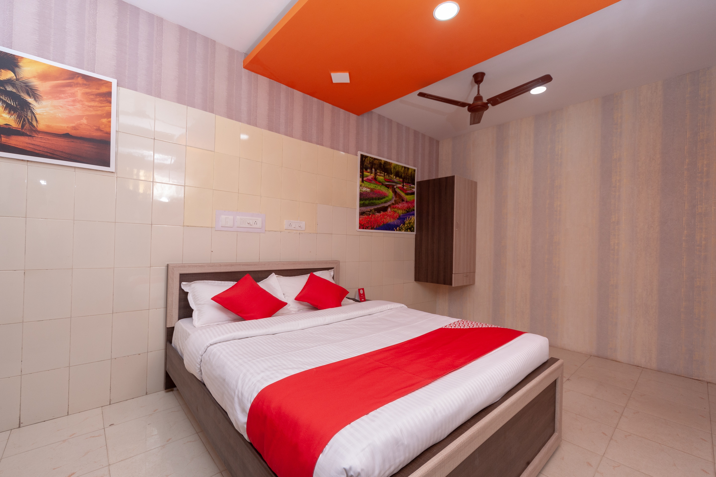 Hotels Near Adyar, Chennai from ₹340