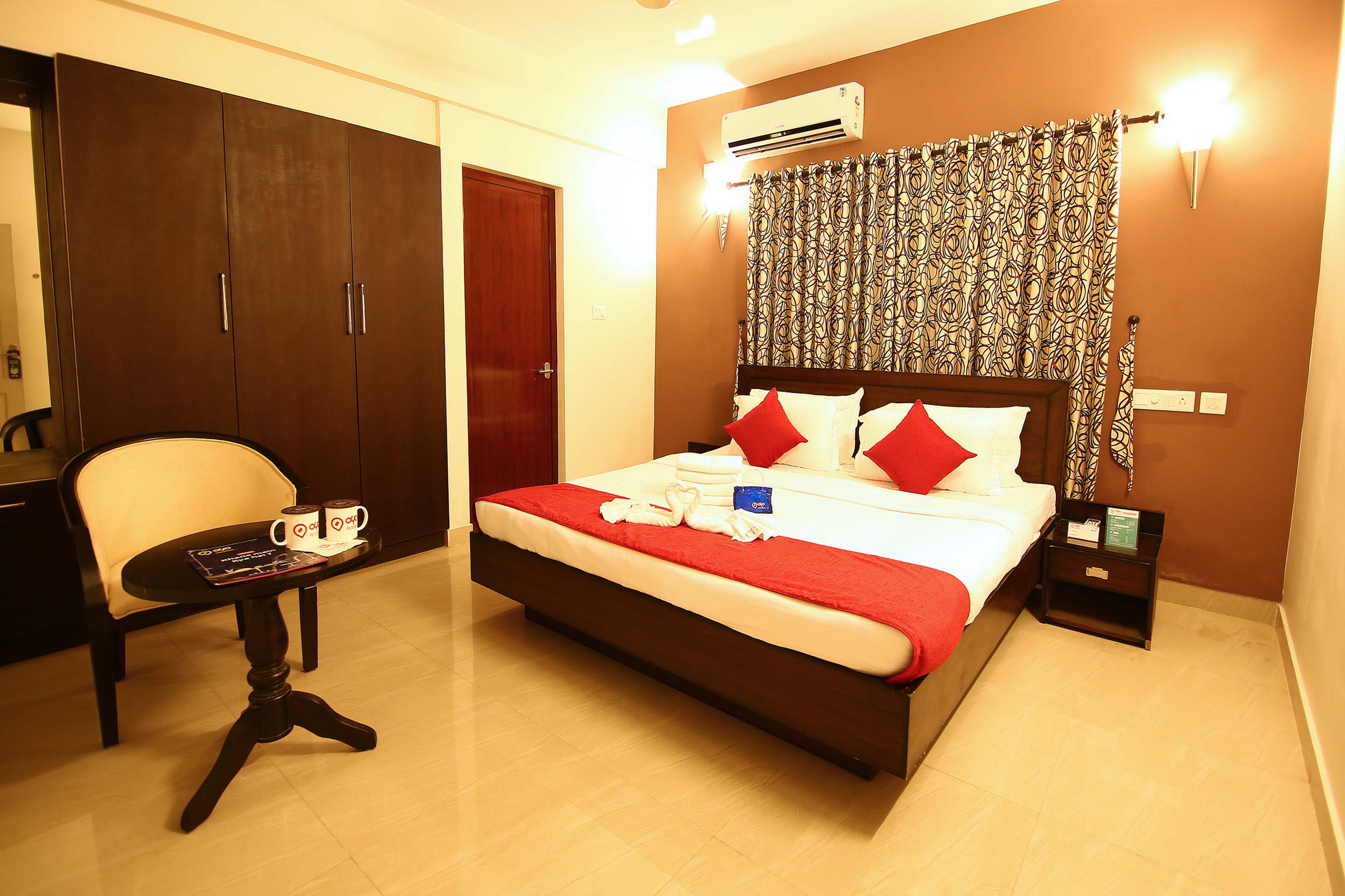 OYO Rooms 243 Candolim Bomon Vaddo, OYO Rooms Goa, Book @ ₹1095 - OYO