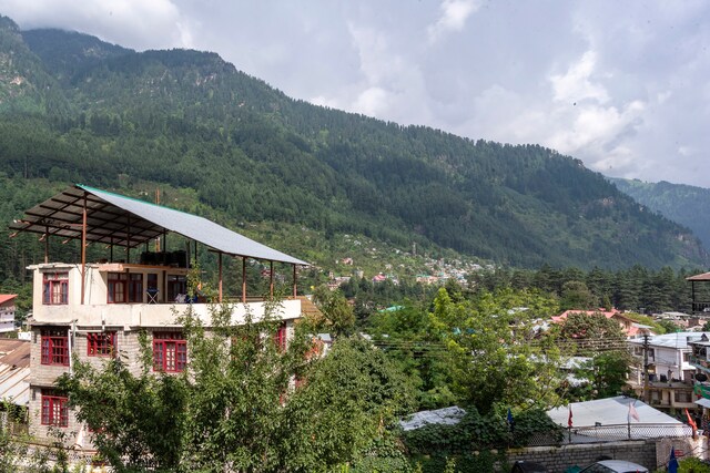 Hotels in The Mall Road Manali, Manali Starting @ ₹598 - Upto 53% OFF ...