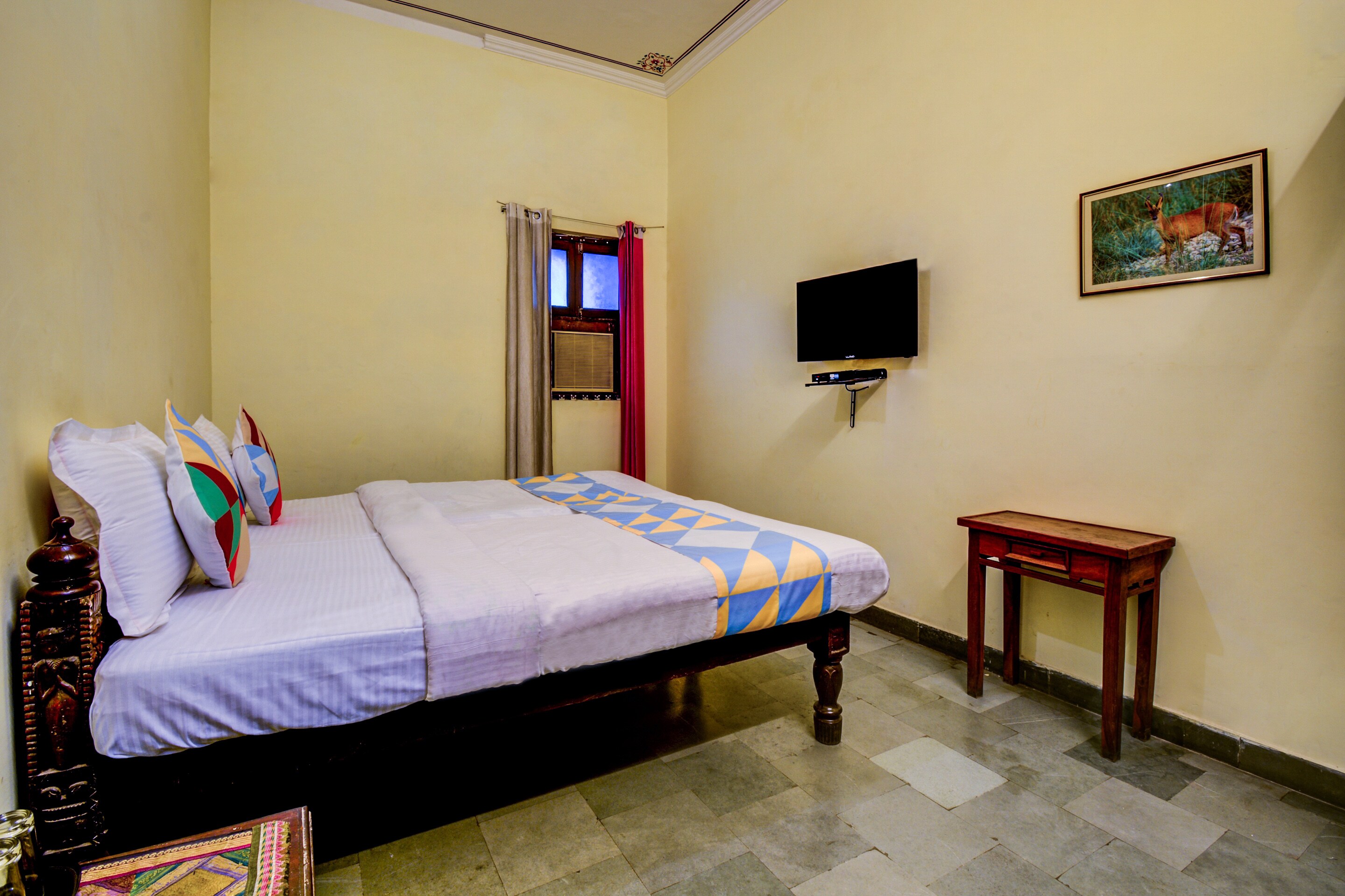 OYO Home 18553 Spacious Stay, Home Jaipur, Book @ ₹1095 - OYO