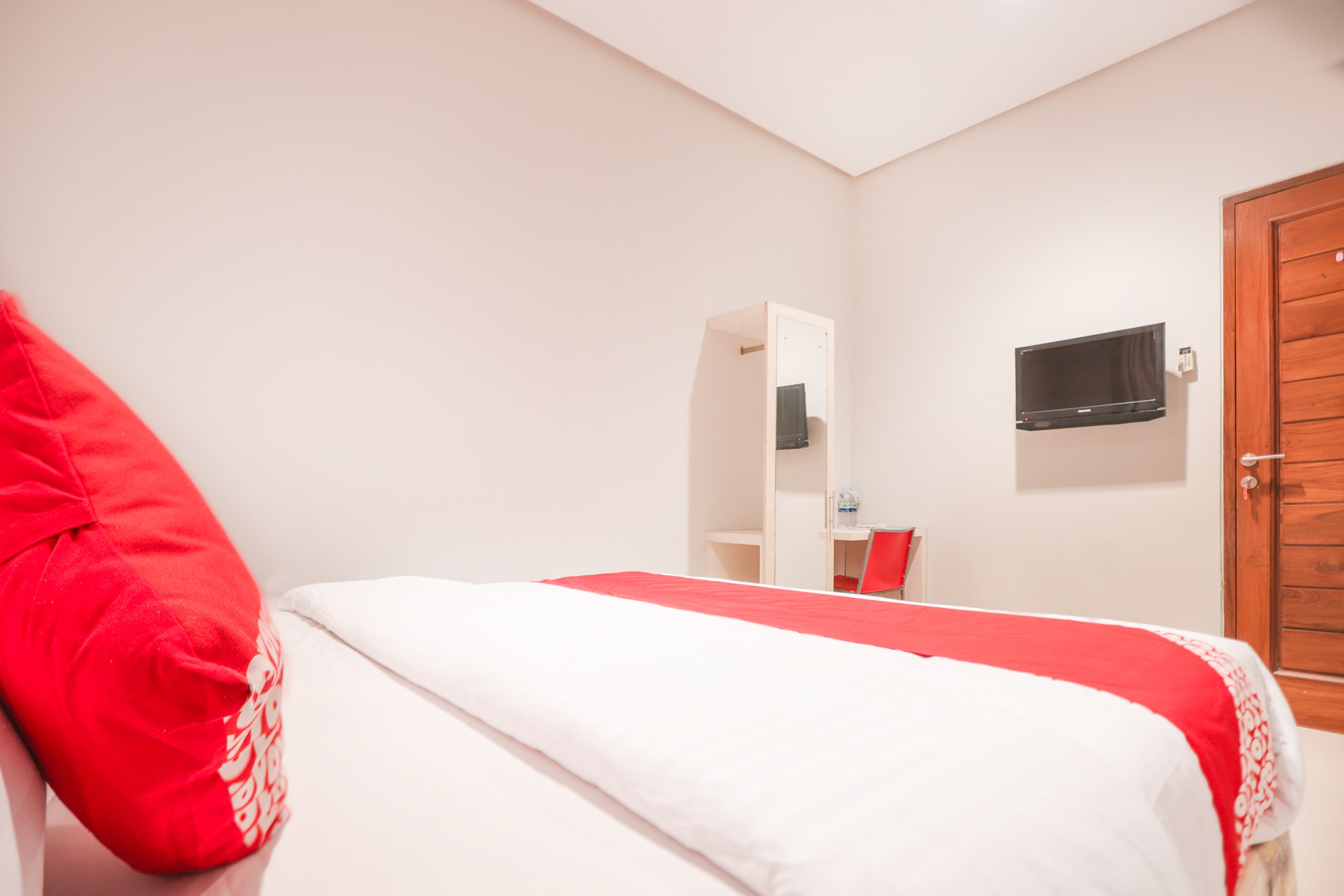 Premium Hotels in Pt Bumi Jaya Sampurna (cikarang Super Block), Bekasi ...