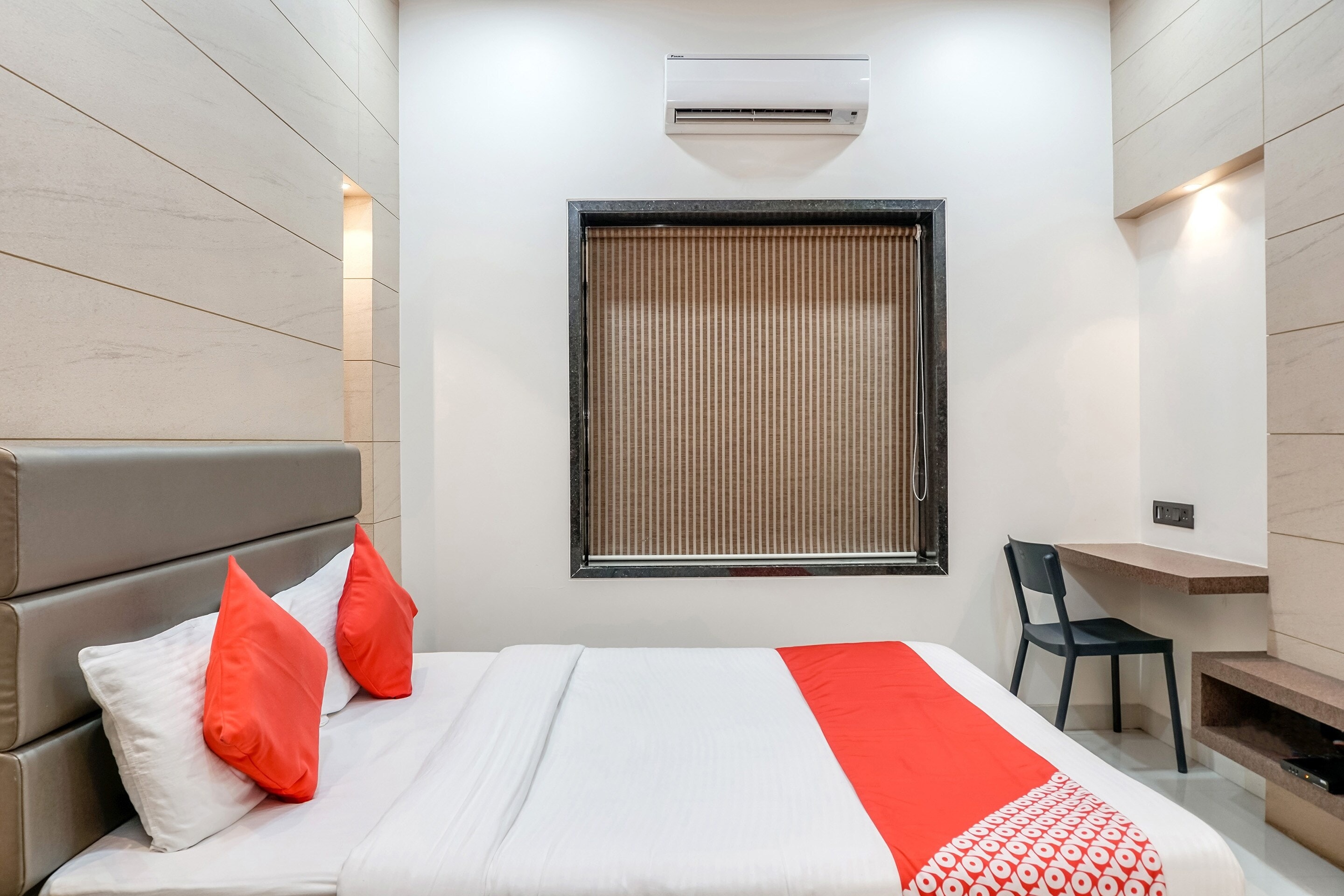 OYO Samar Palace, OYO Rooms Ahmednagar, Book @ ₹473 - OYO