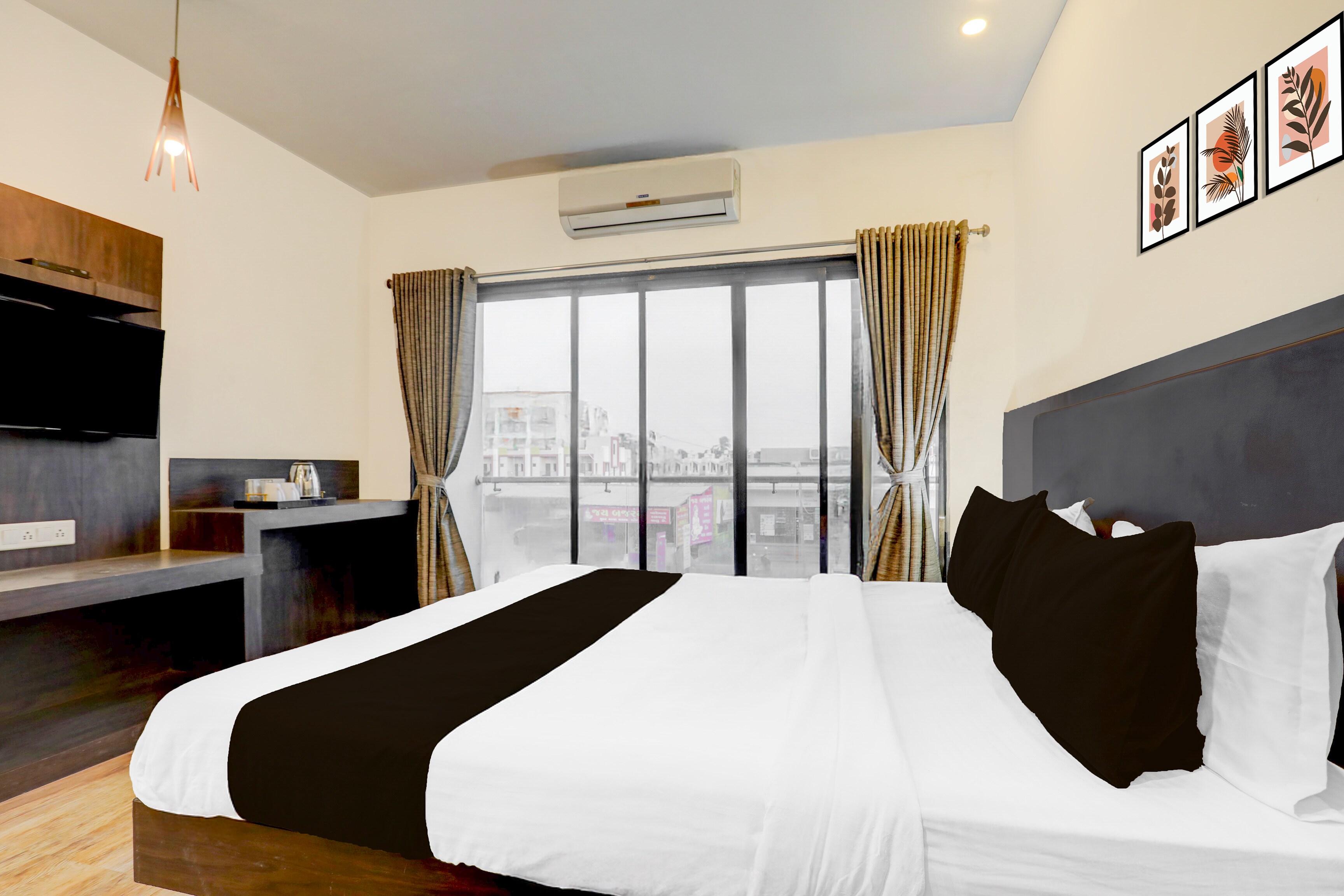 Townhouse GIR formerly Hotel Aditya, Townhouse Gir, Book @ ₹1456 - OYO