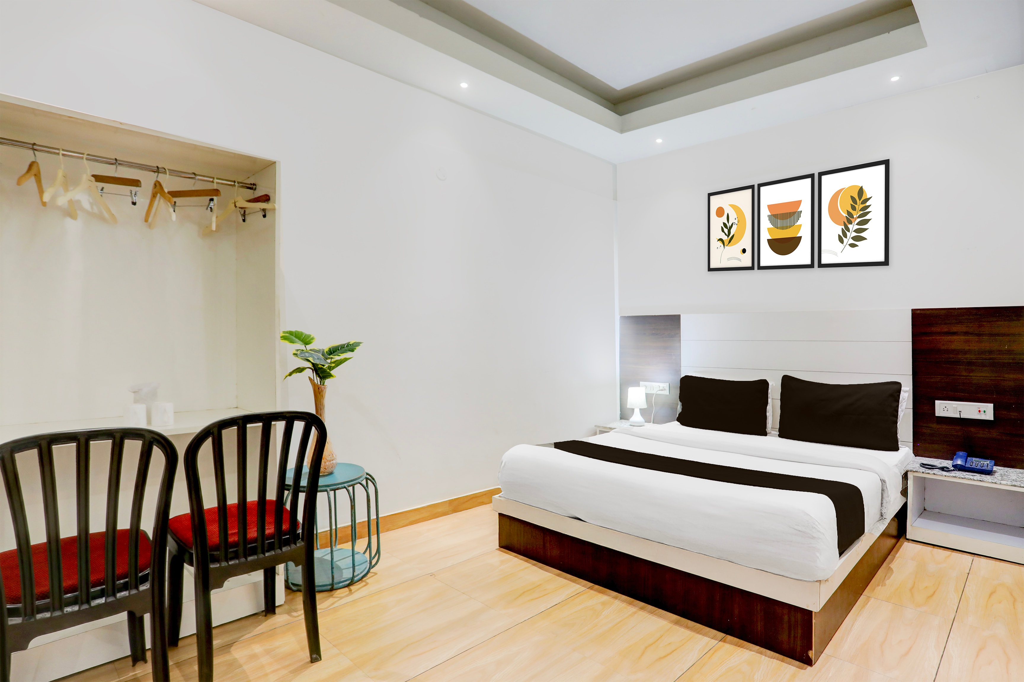 Super Collection O Jaigaon Near Bhutan Gate, Collection O Jaigaon, Book ...