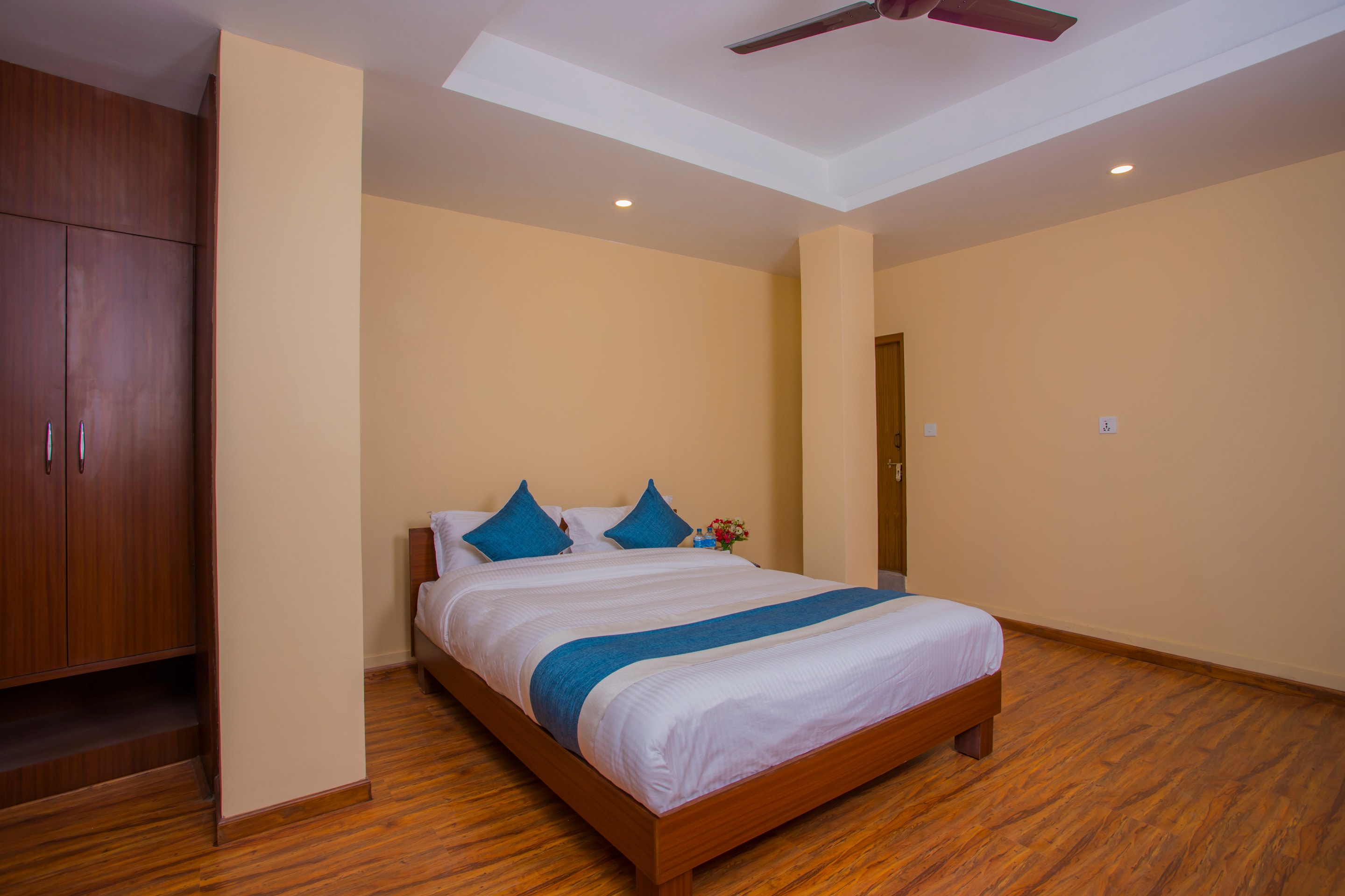 OYO 273 Hotel Rara Palace, OYO Rooms Kathmandu, Book @ NPR1351 - OYO