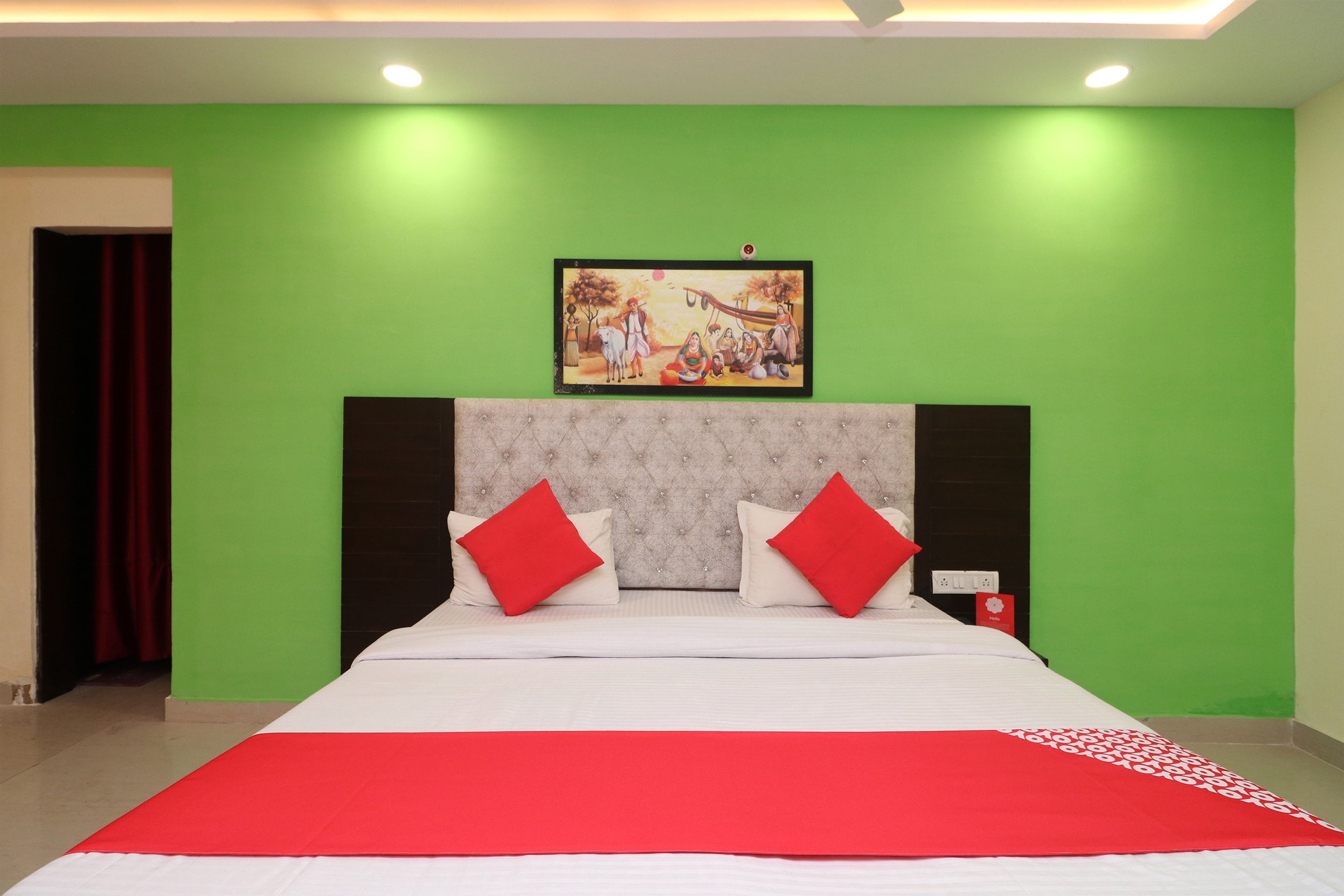 OYO Taj View Pent House, OYO Rooms Agra, Book @ ₹463 - OYO