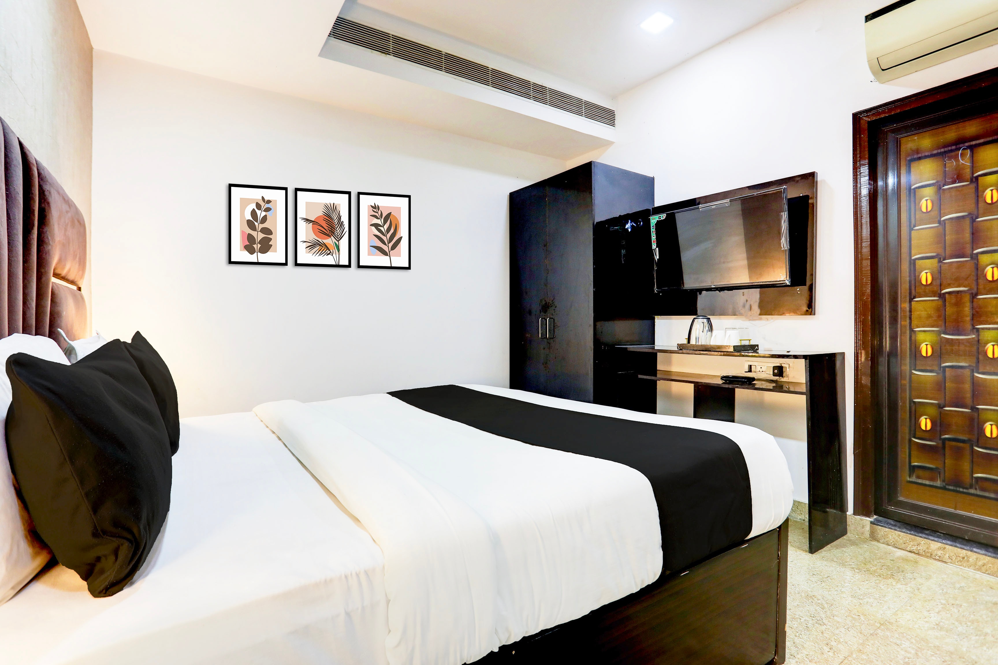 Budget Super Collection O kalyanpur in IIT Kanpur, Kanpur - Rs. 1384 ...