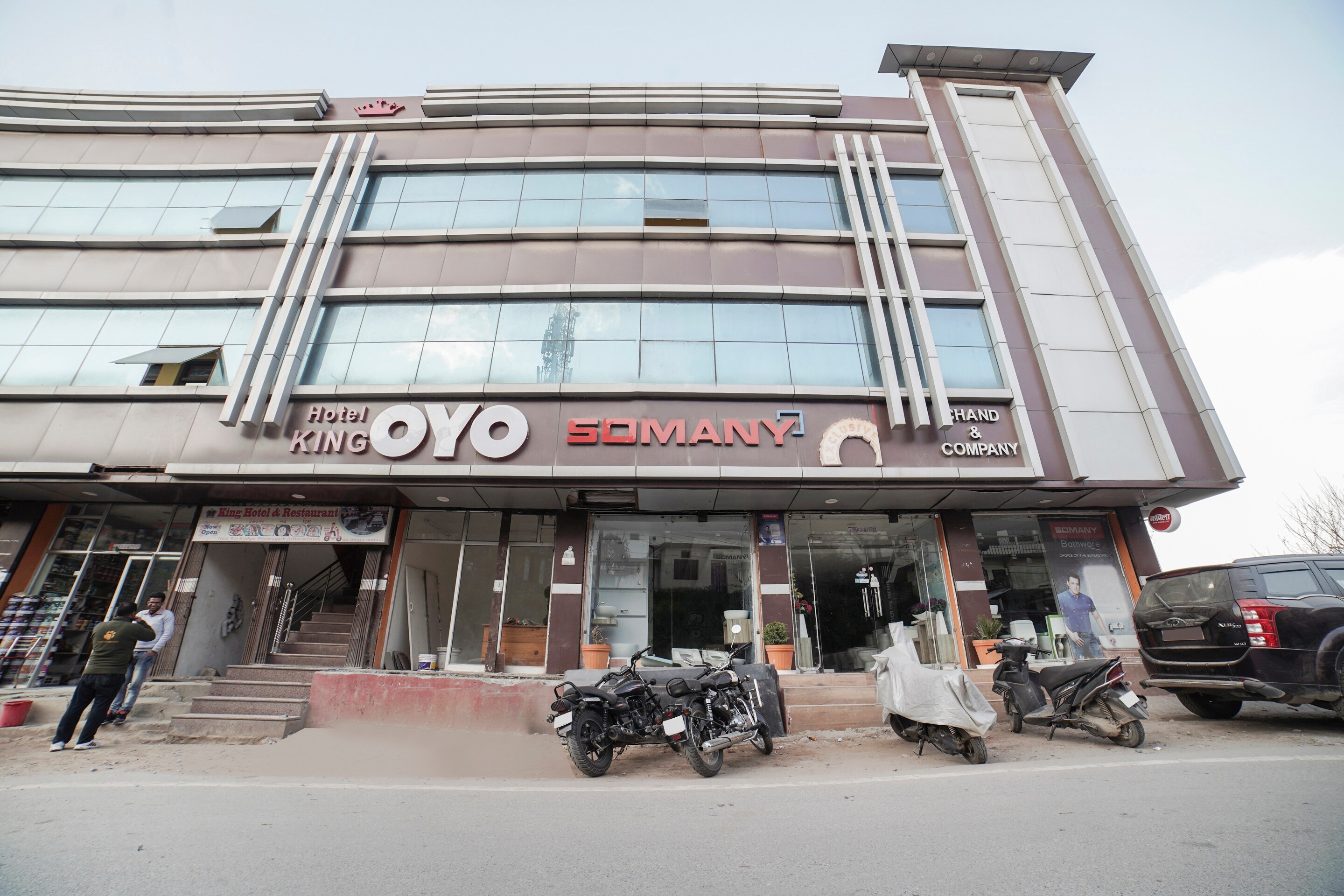OYO 28598 Hotel King, OYO Rooms Pithoragarh, Book @ ₹1095 - OYO