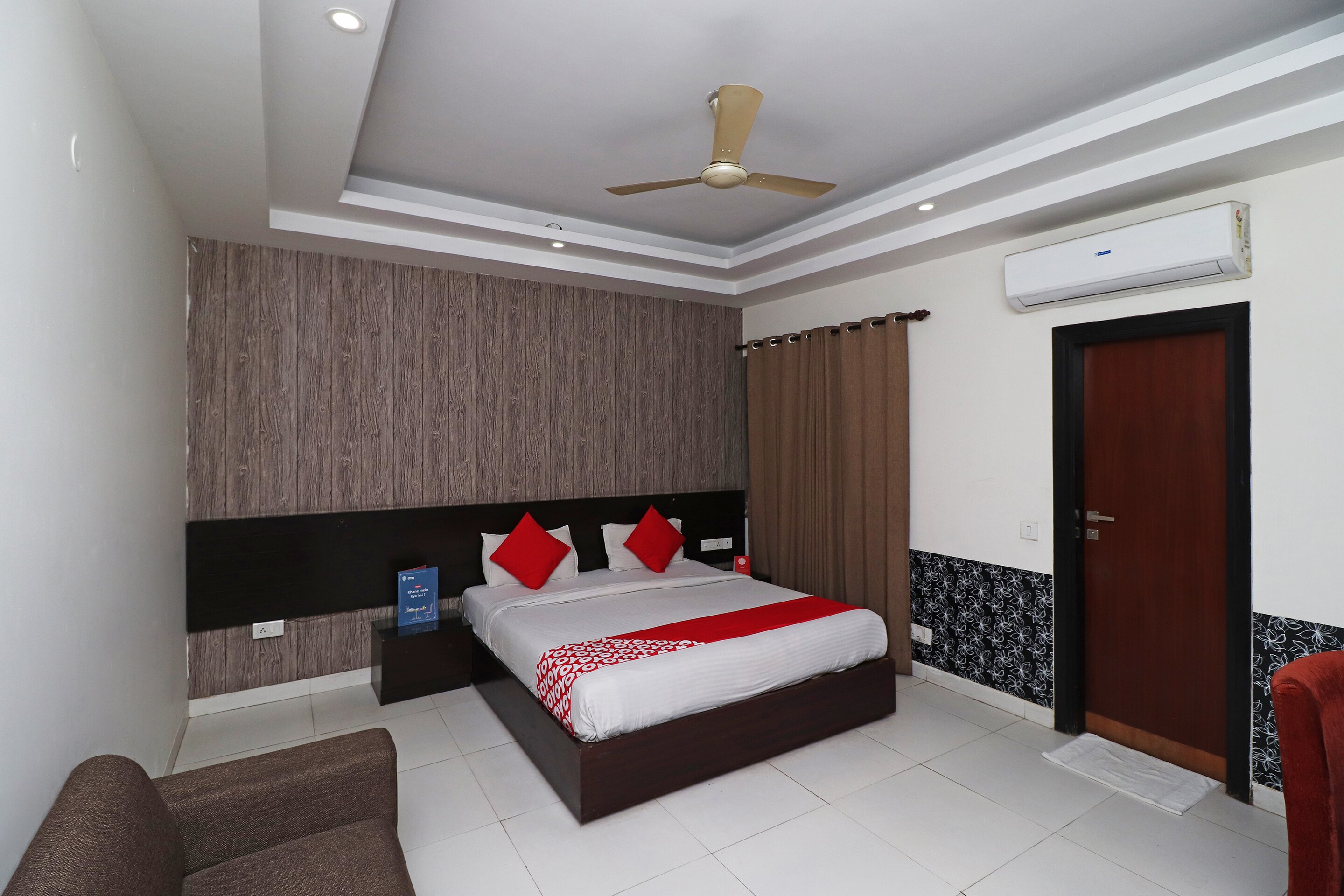 OYO Golf View Prime Near Appu Ghar, OYO Rooms Gurgaon, Book @ ₹615 - OYO
