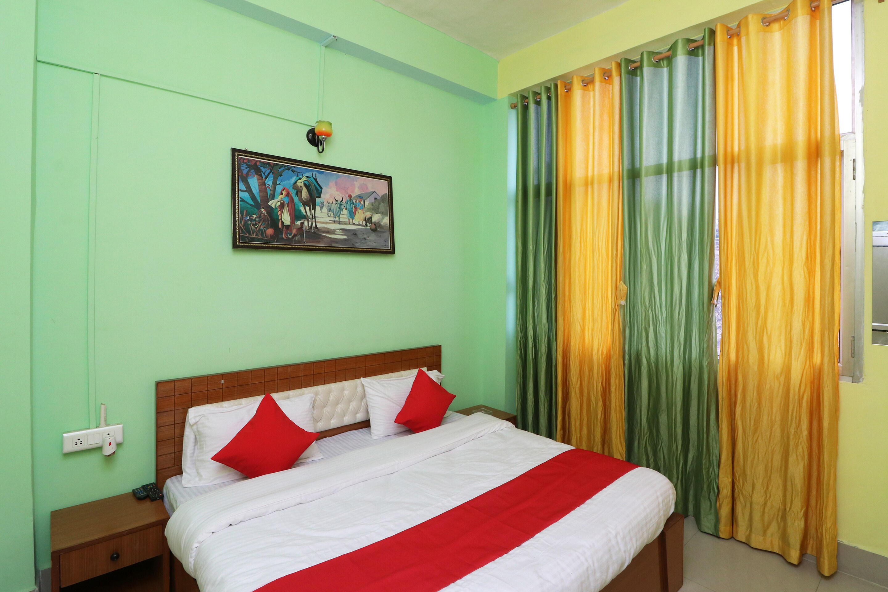 OYO 29357 Godavari Guest House, OYO Rooms Almora, Book @ ₹955 - OYO