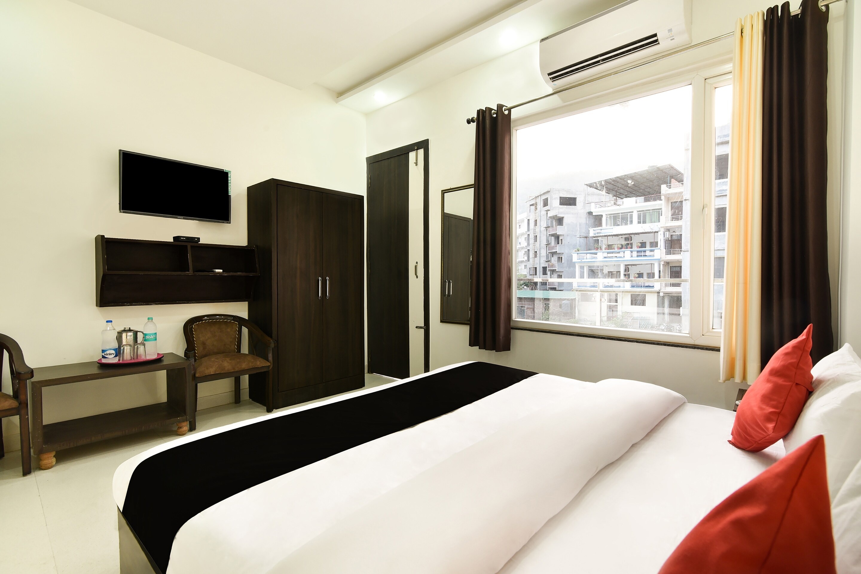 Hotels in Rishikesh: Best Budget Rishikesh Hotels from ₹314