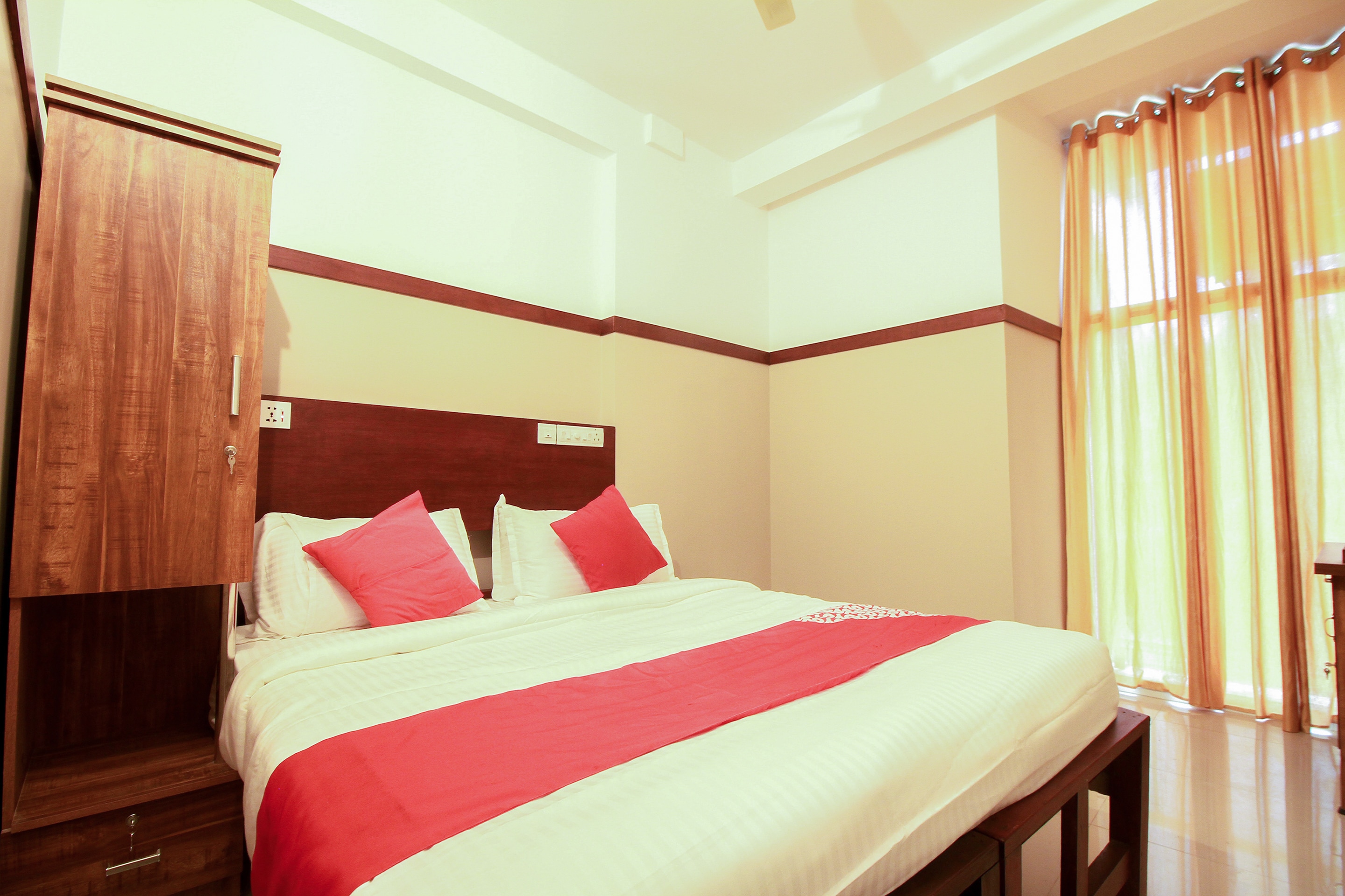 OYO Rio Rooms, OYO Rooms Calicut, Book @ ₹501 - OYO