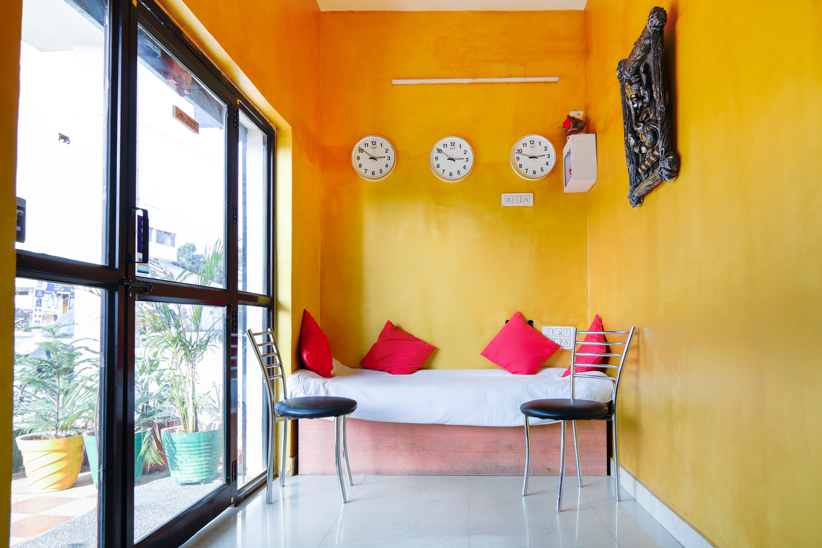 Hotel O Royal Inn, Flagship Ranchi, Book @ ₹1097 - OYO