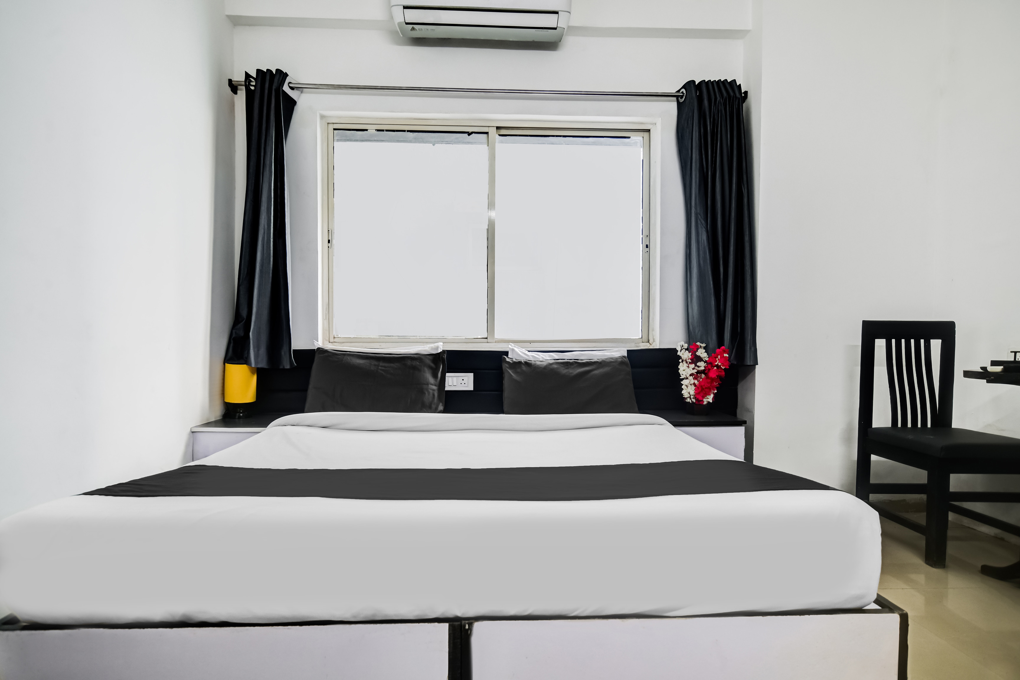 Budget Super Hotel O Indraprasth in Rau, Indore - Rs. 771, Address ...