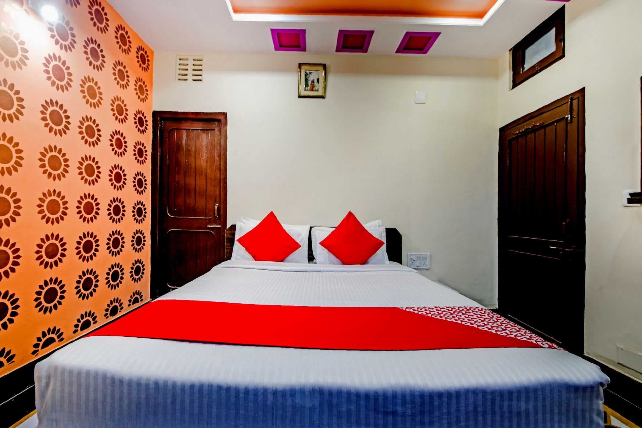 Hotels in Hotel Padmini Palace, Udaipur Starting @ ₹397 - Upto 74% OFF ...